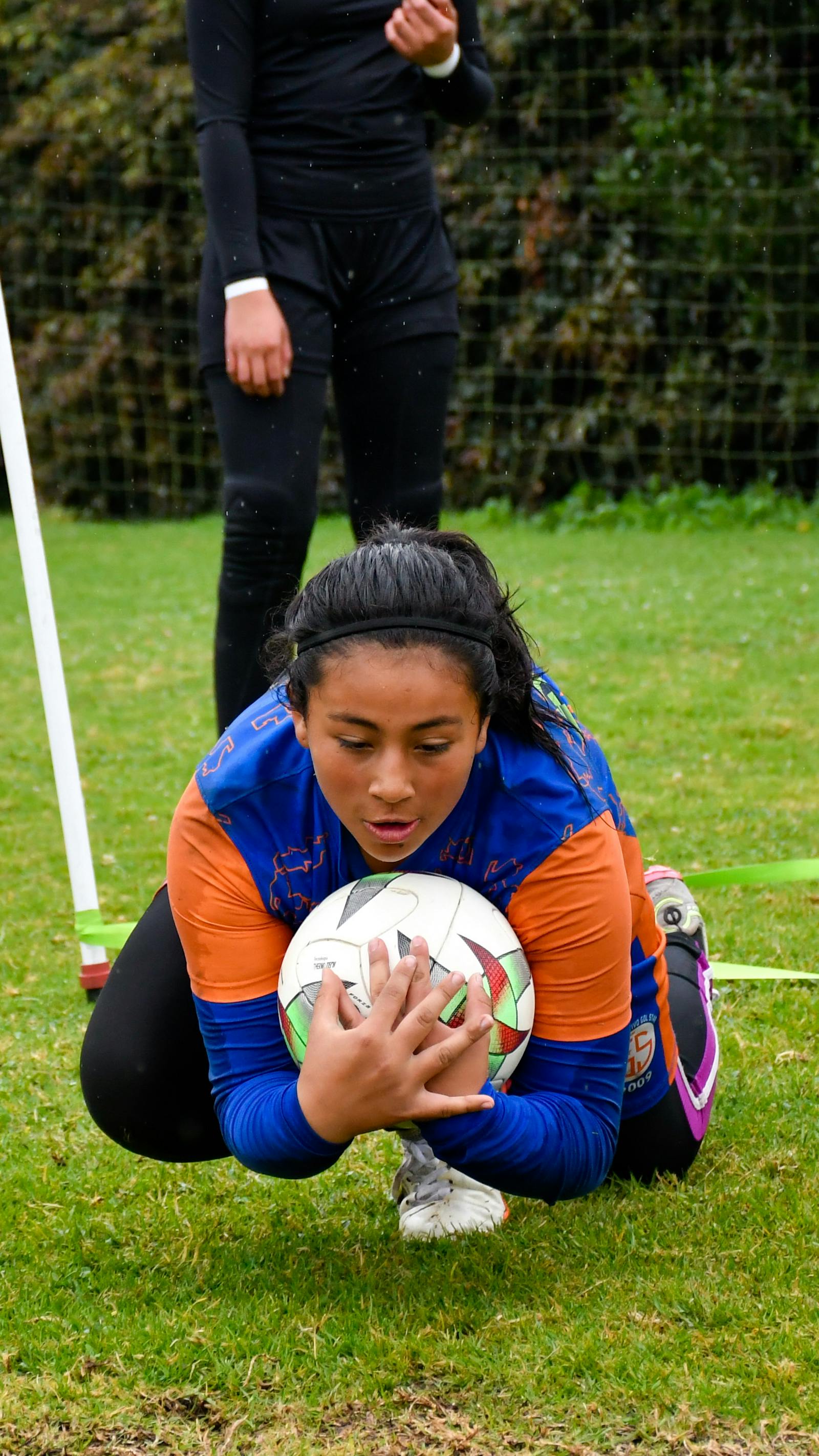 Girl Catching Ball Photos, Download The BEST Free Girl Catching Ball ...