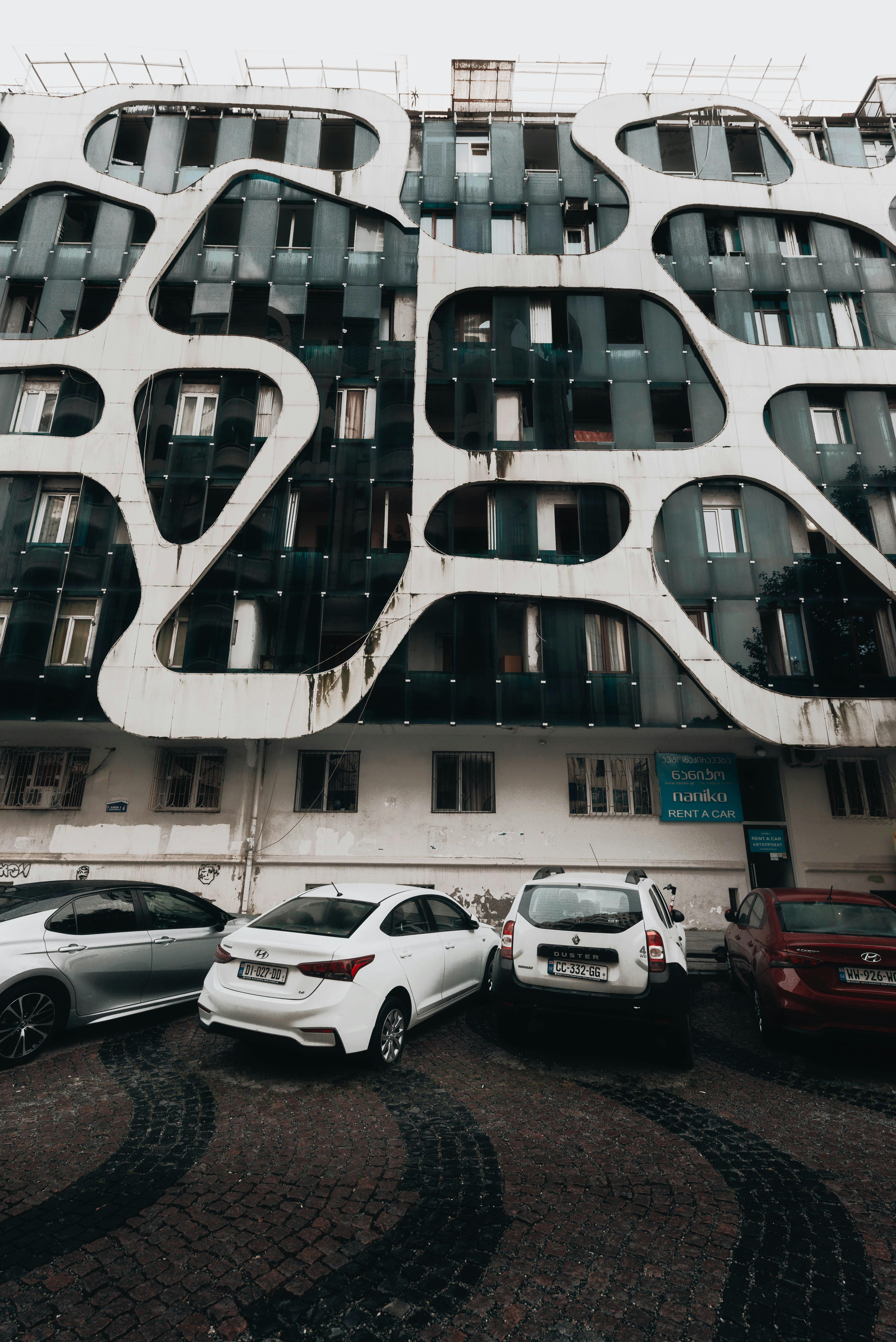 Apartment Building with Dirty Facade · Free Stock Photo