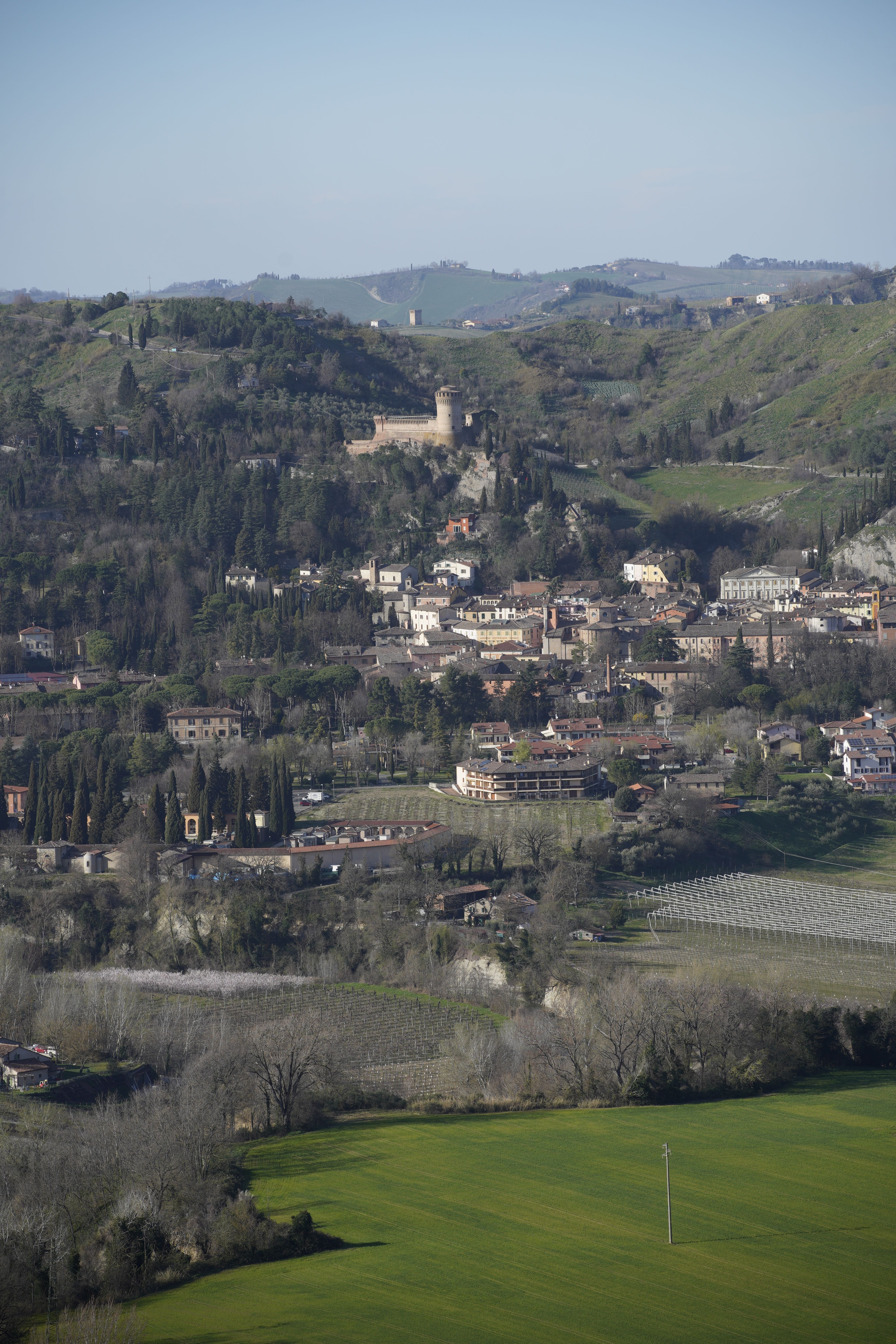 A view of a small town from above · Free Stock Photo