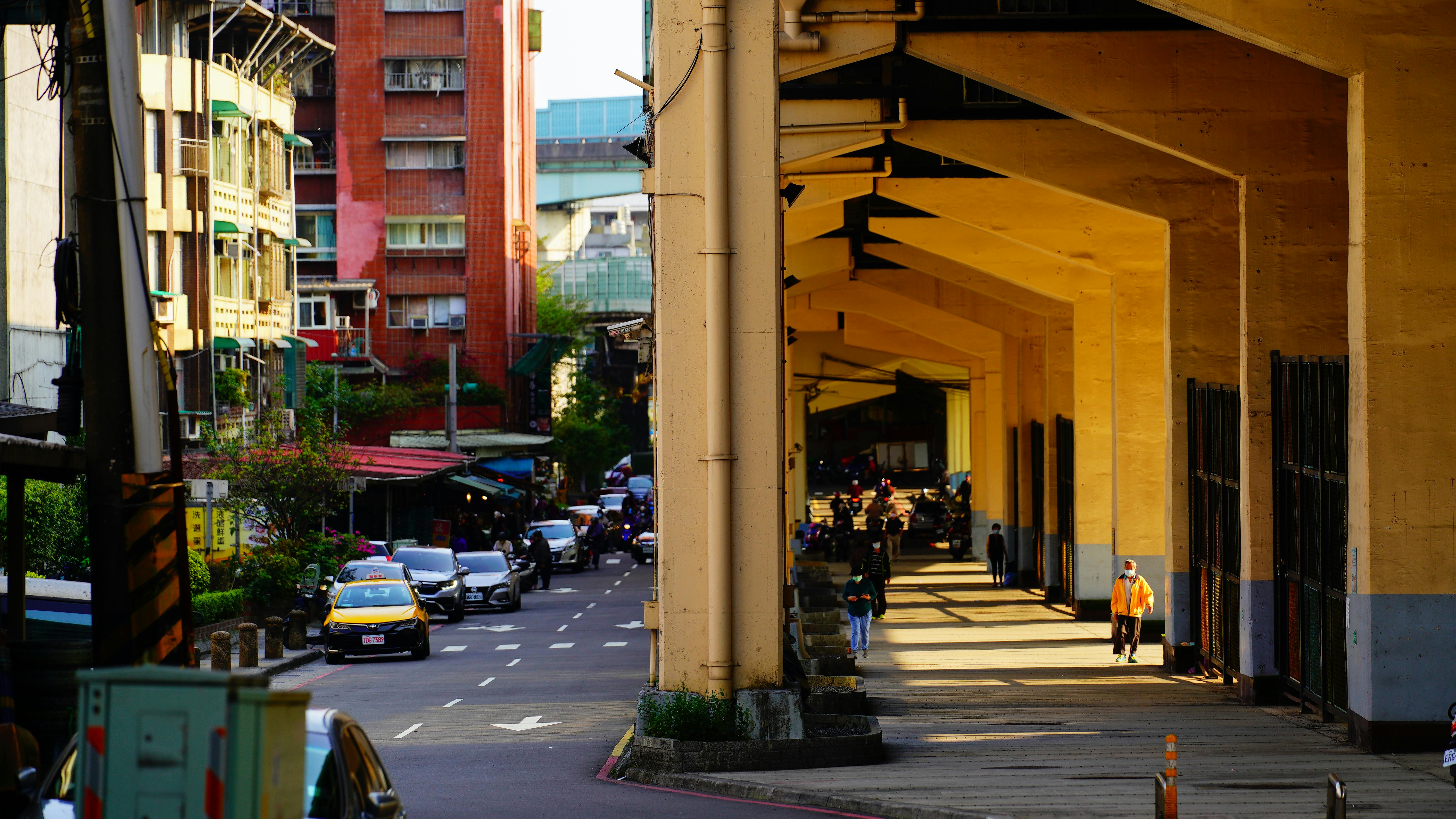 Arcade Sidewalk Photos, Download The BEST Free Arcade Sidewalk Stock Photos & HD Images