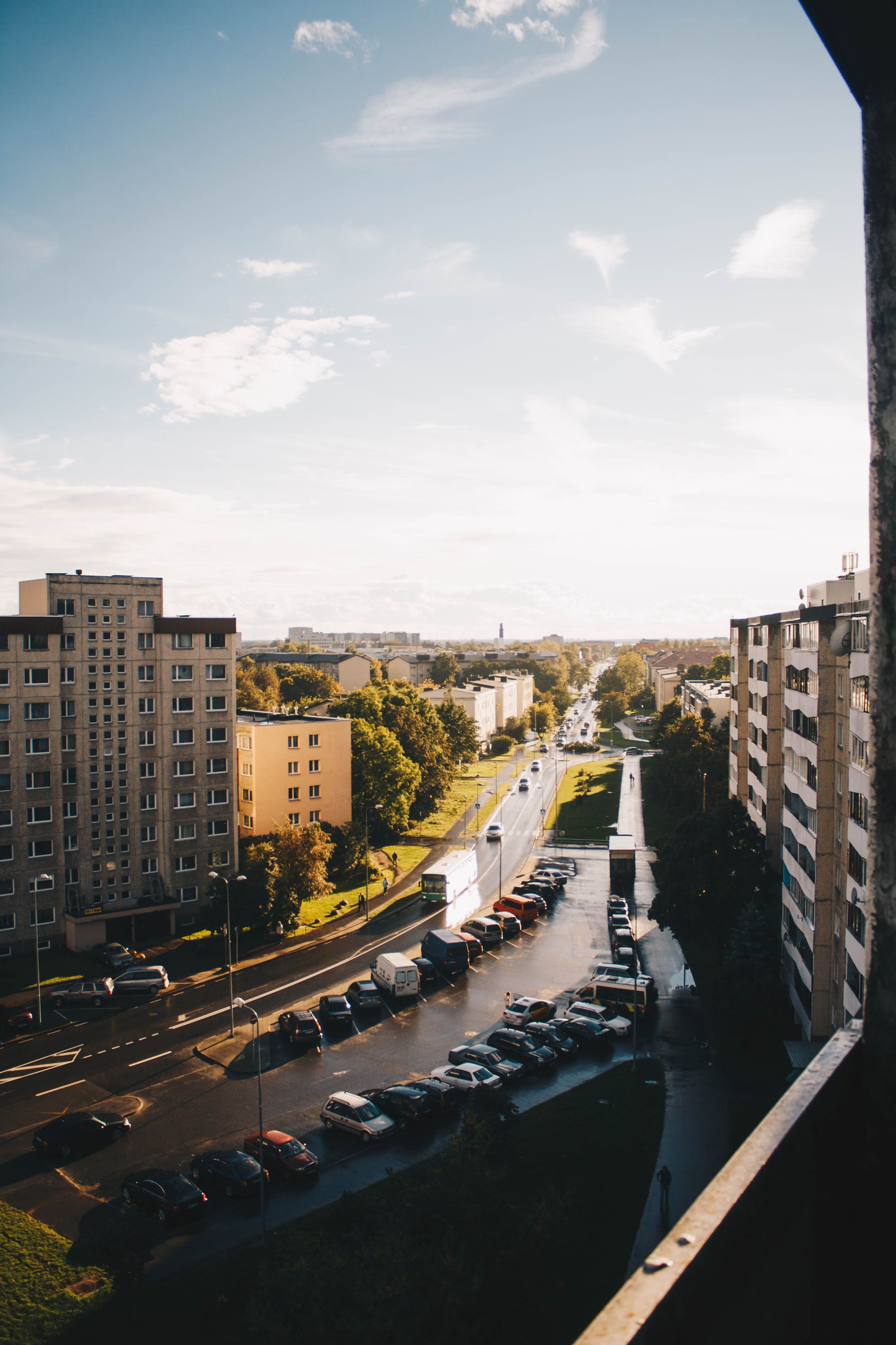 View of Parking Lot · Free Stock Photo
