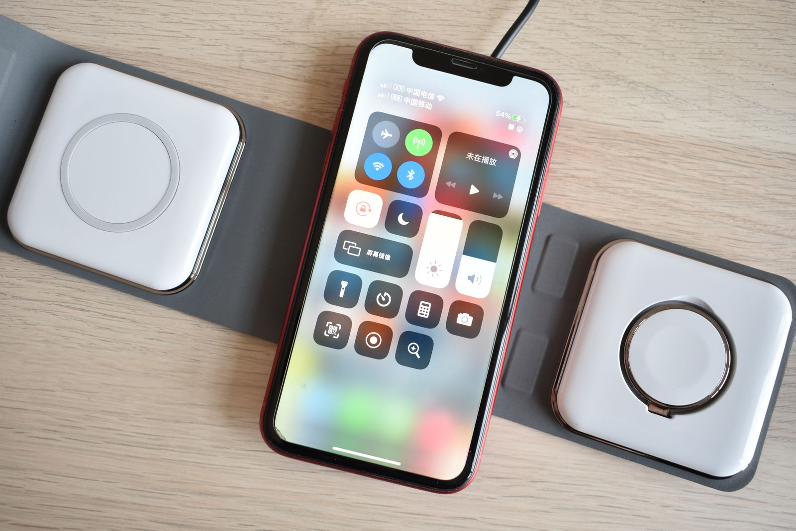 Phone Charger Photos, Download The BEST Free Phone Charger Stock Photos ...