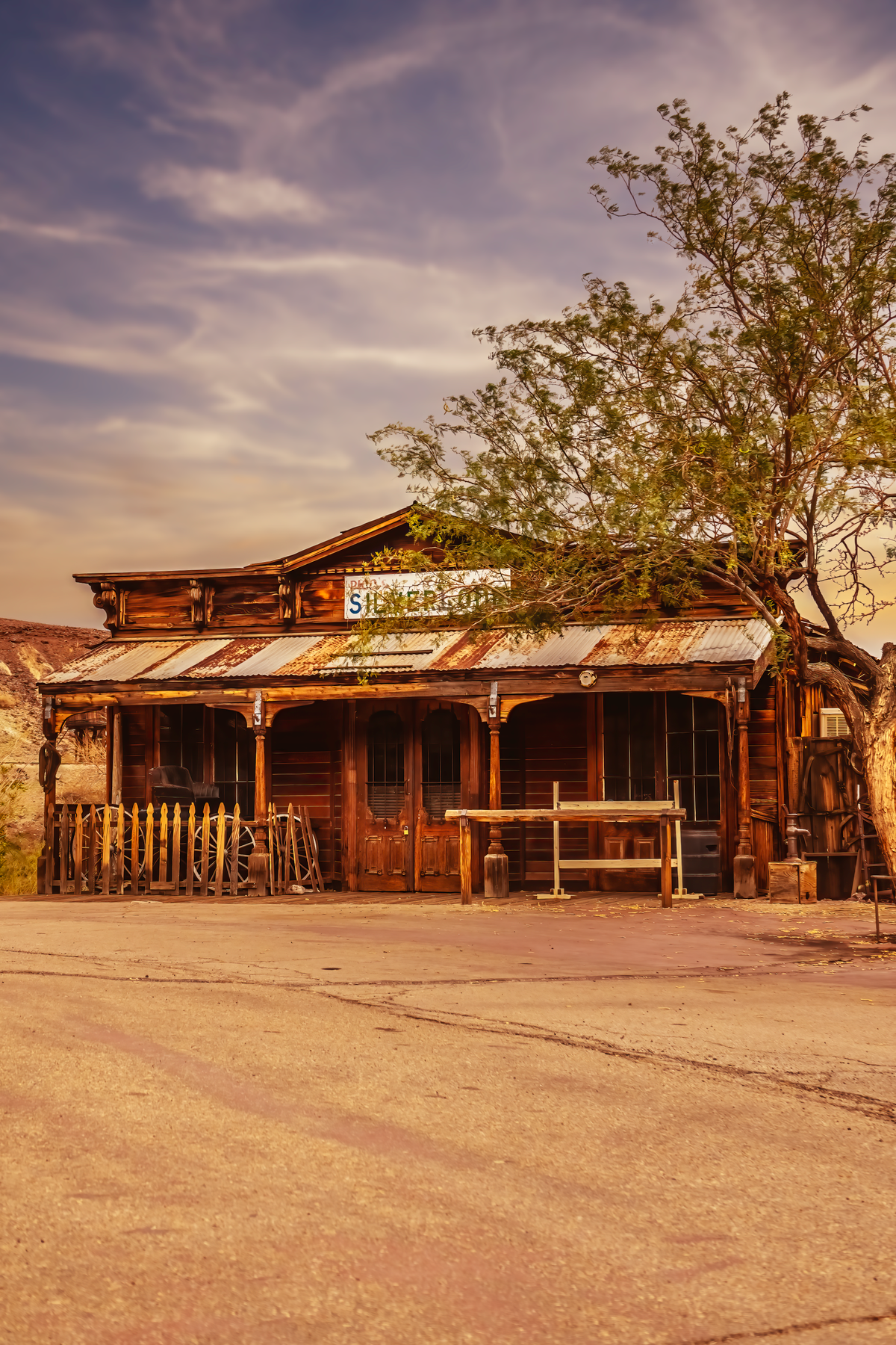 Saloon Photos, Download The BEST Free Saloon Stock Photos & HD Images