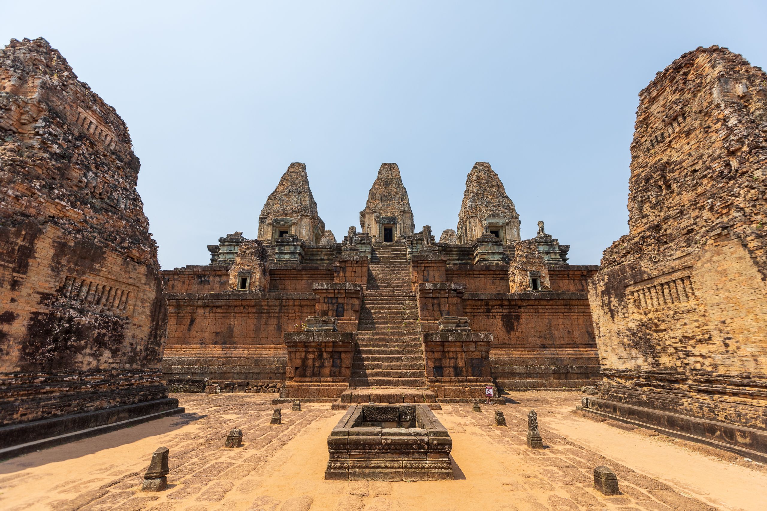 Photo of an Ancient Ruin · Free Stock Photo