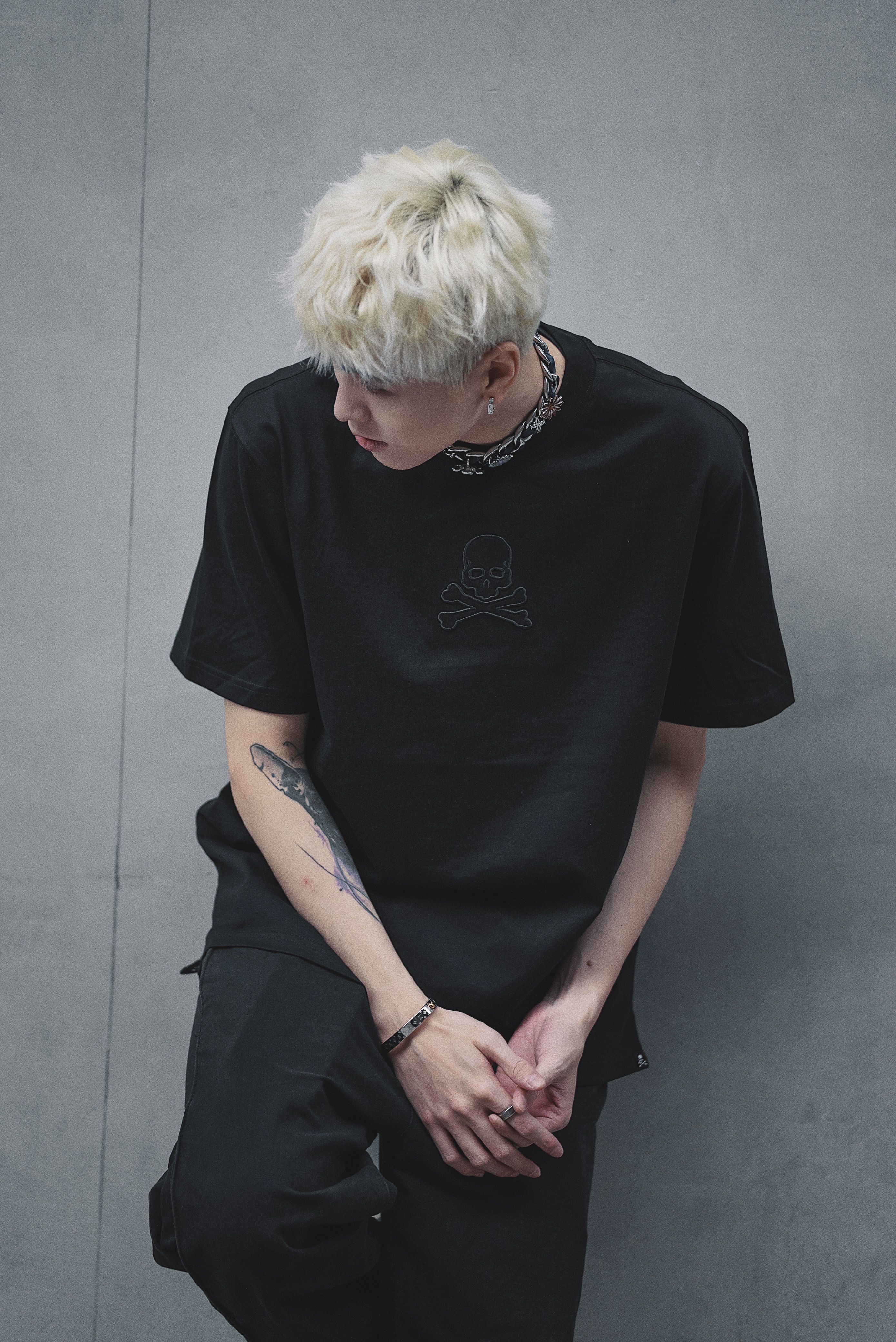 Man Posing in T-shirt · Free Stock Photo