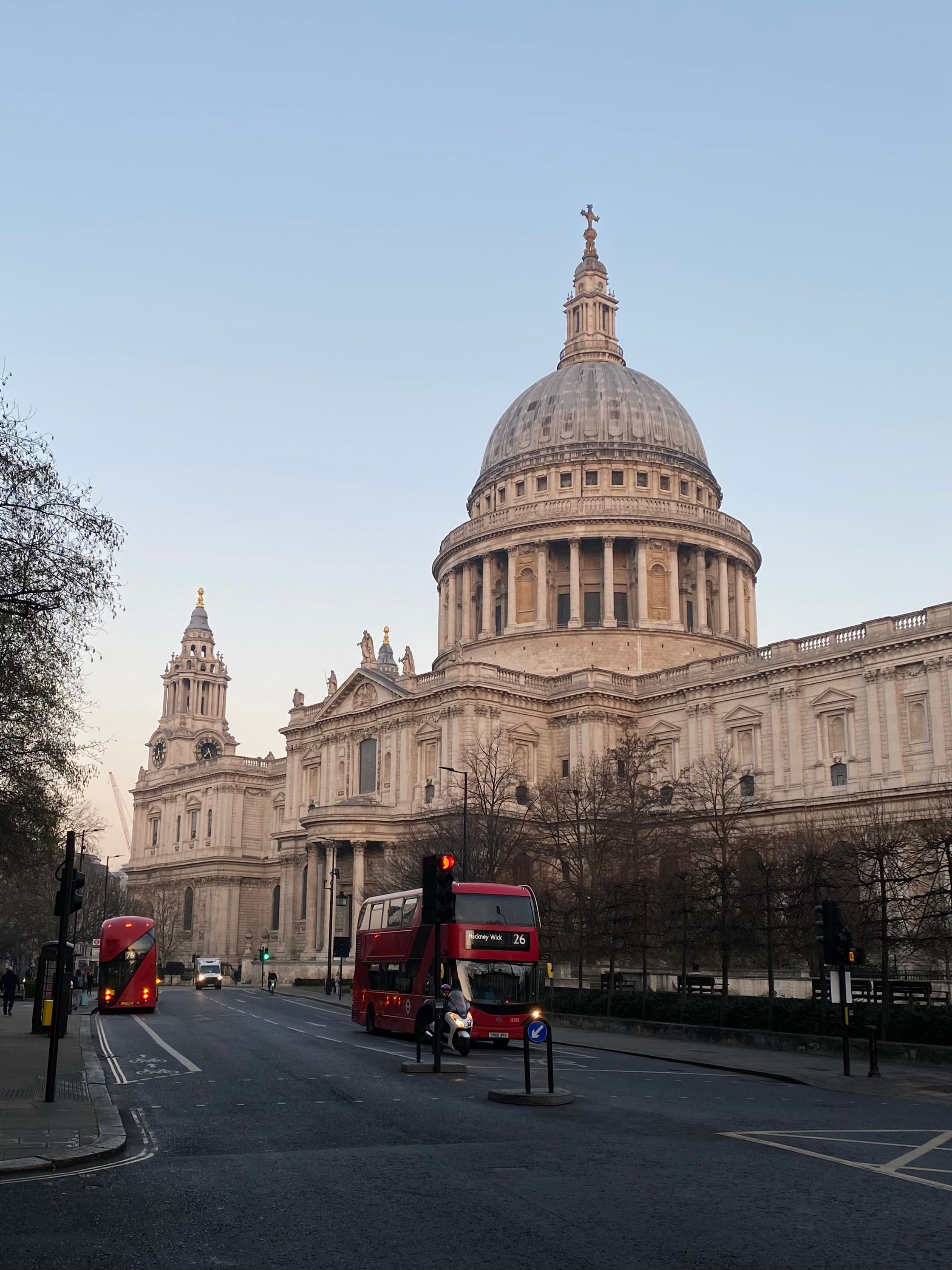 Illuminated City Street with Double Decker at Dusk · Free Stock Photo