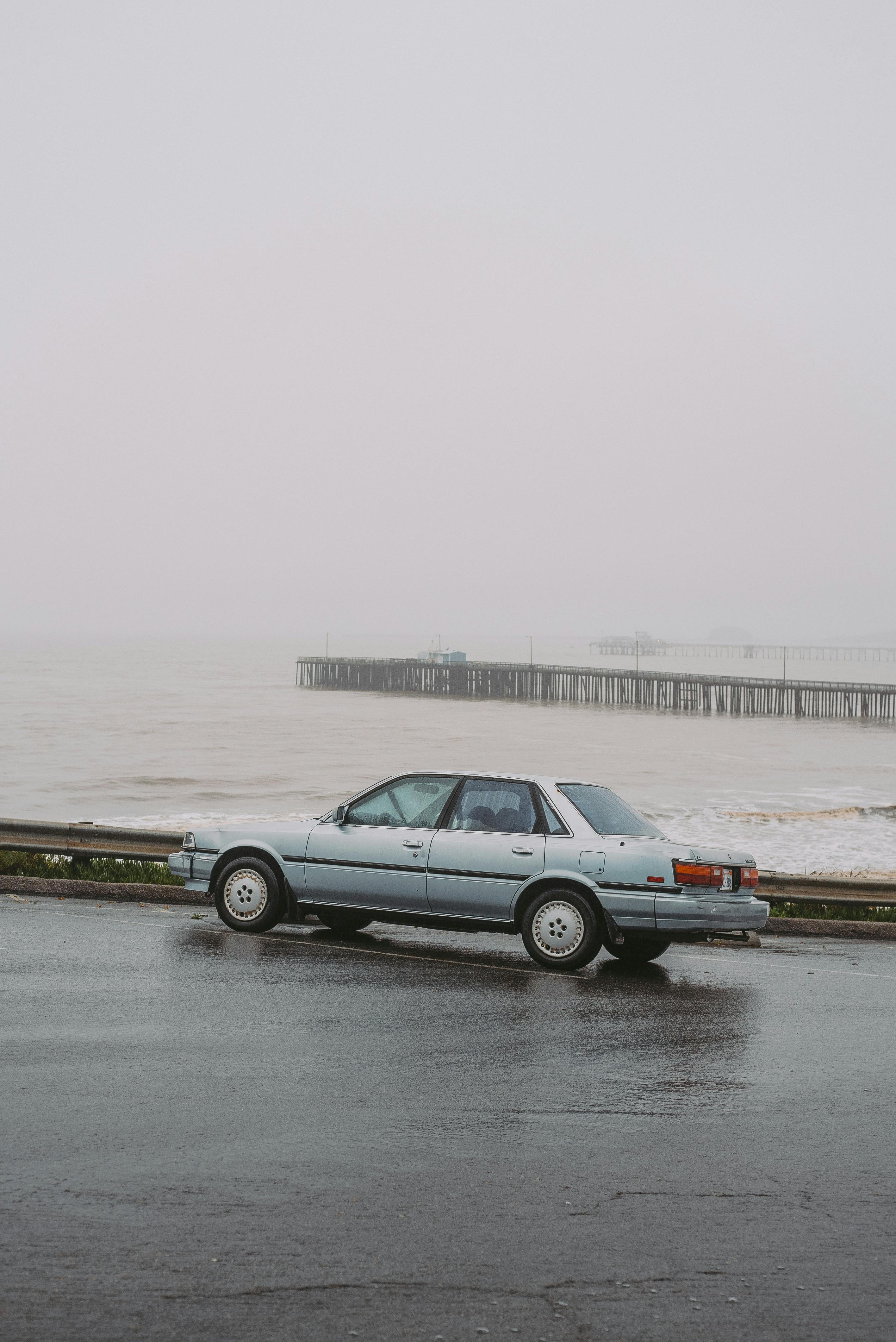 Car on Sea Shore · Free Stock Photo