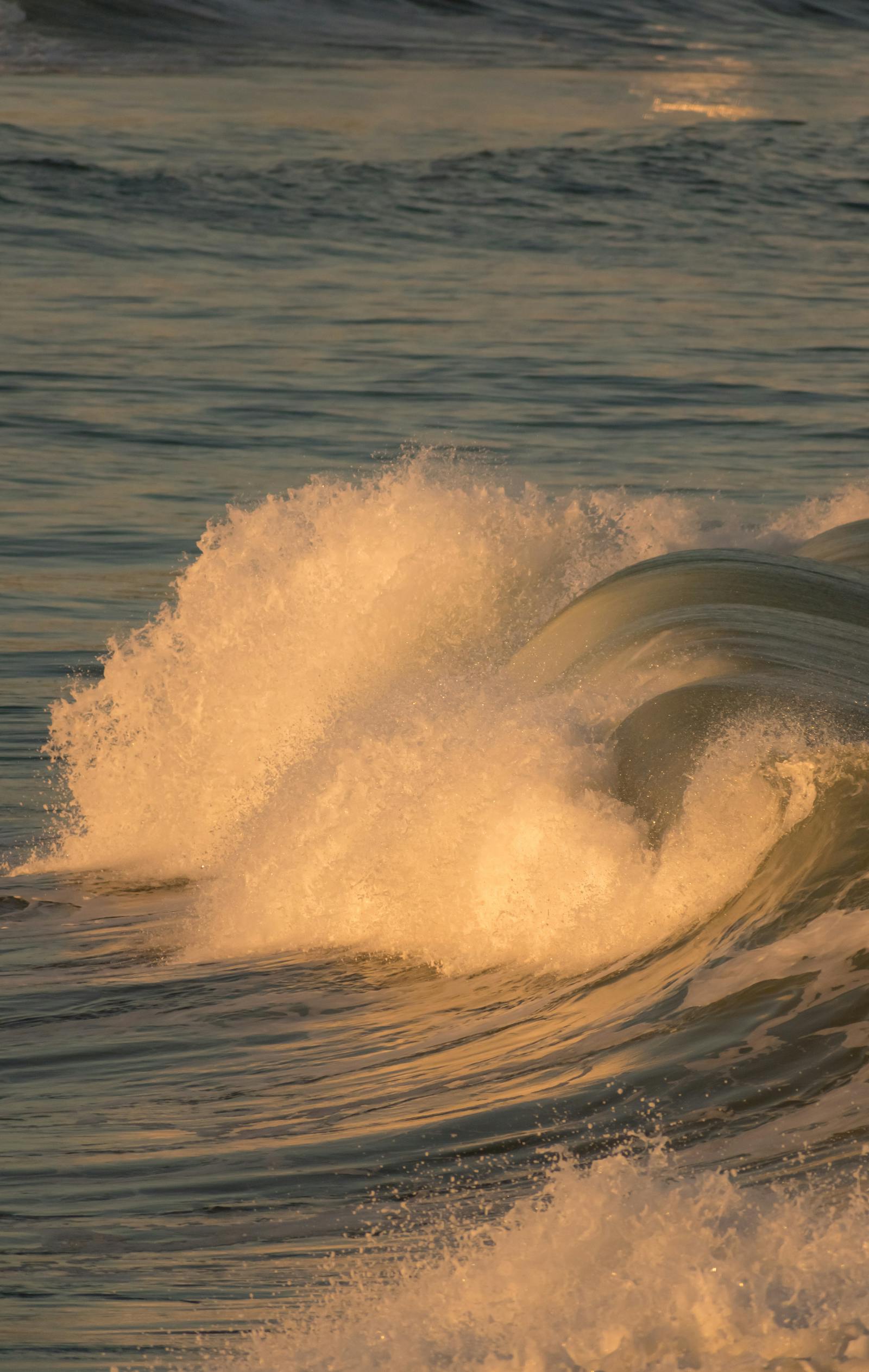 Wave. Photos, Download The BEST Free Wave. Stock Photos & HD Images