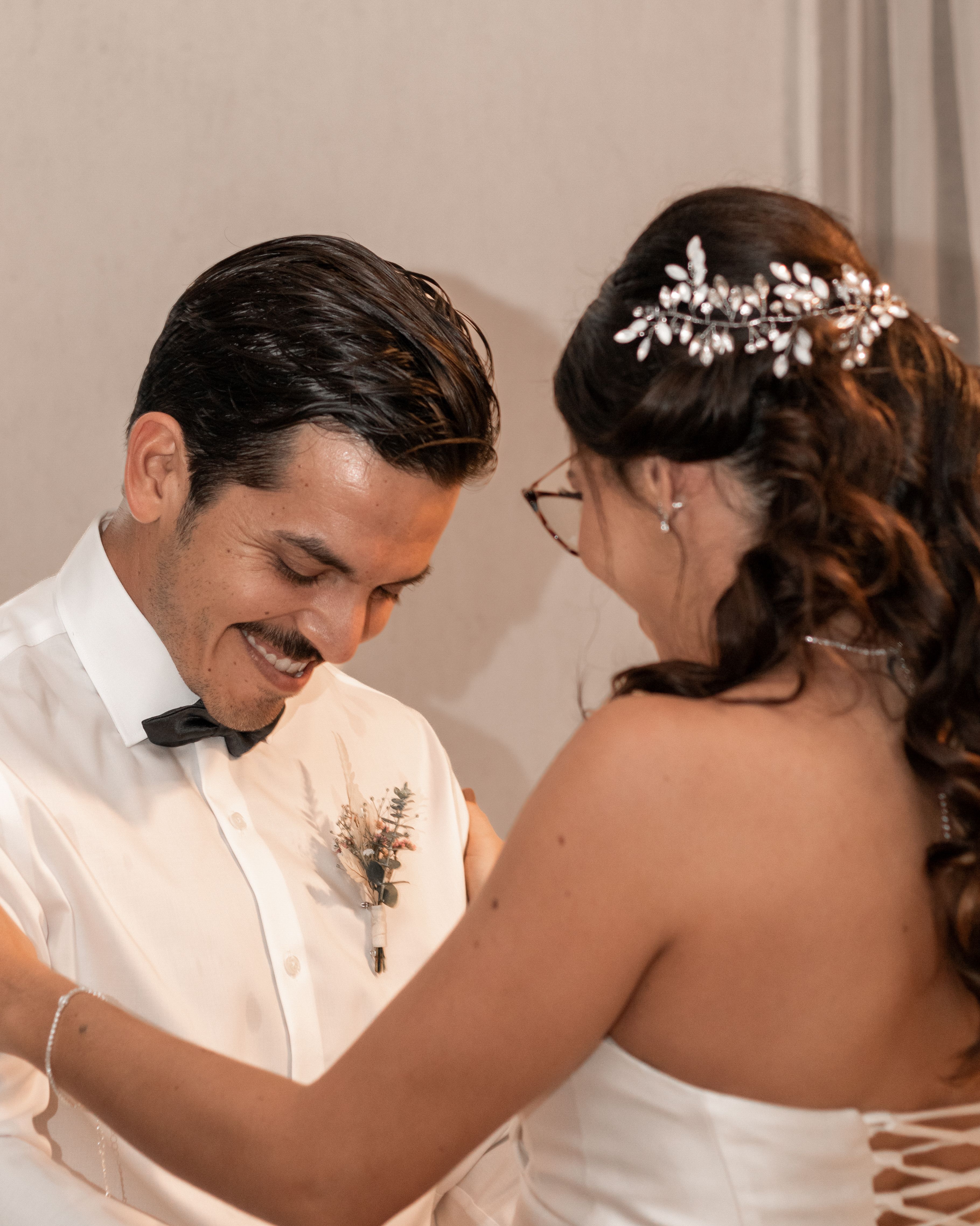 Smiling Newlyweds Together · Free Stock Photo