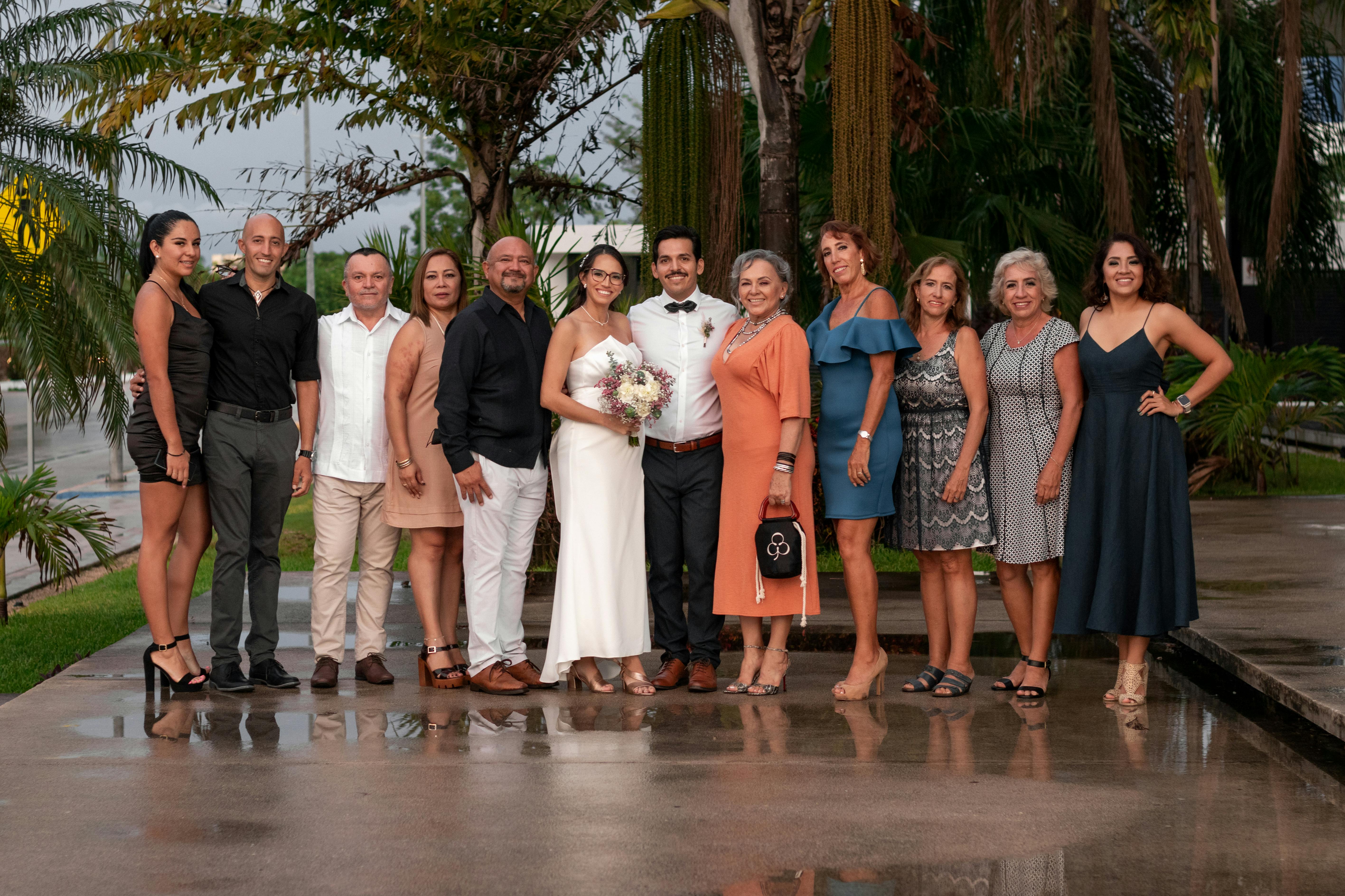 People at Wedding · Free Stock Photo