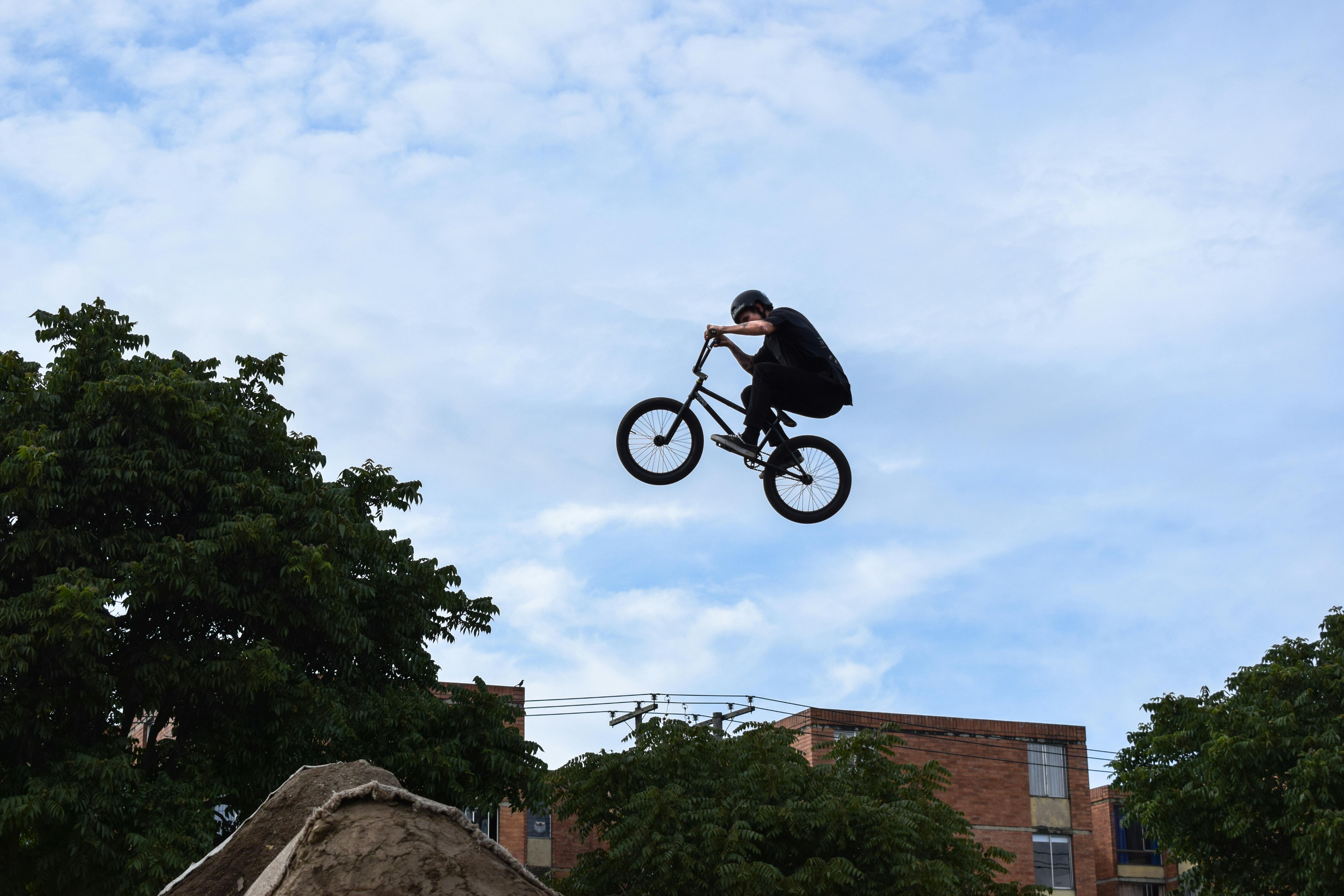 Simple Jump Photos, Download The BEST Free Simple Jump Stock Photos ...