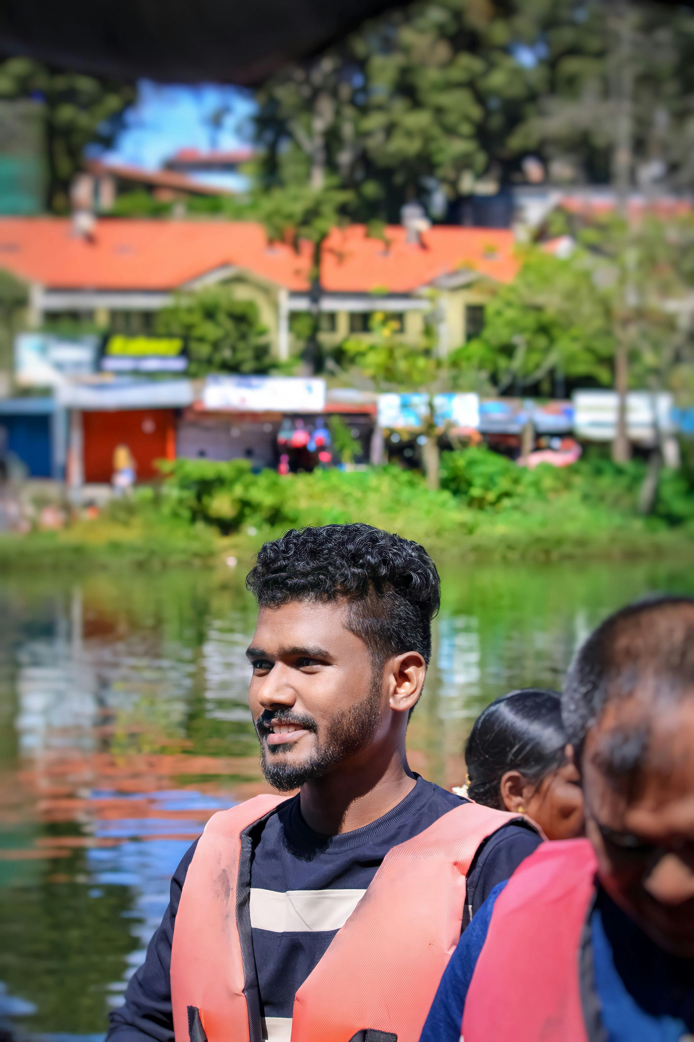 Mathan Kumar - 写真