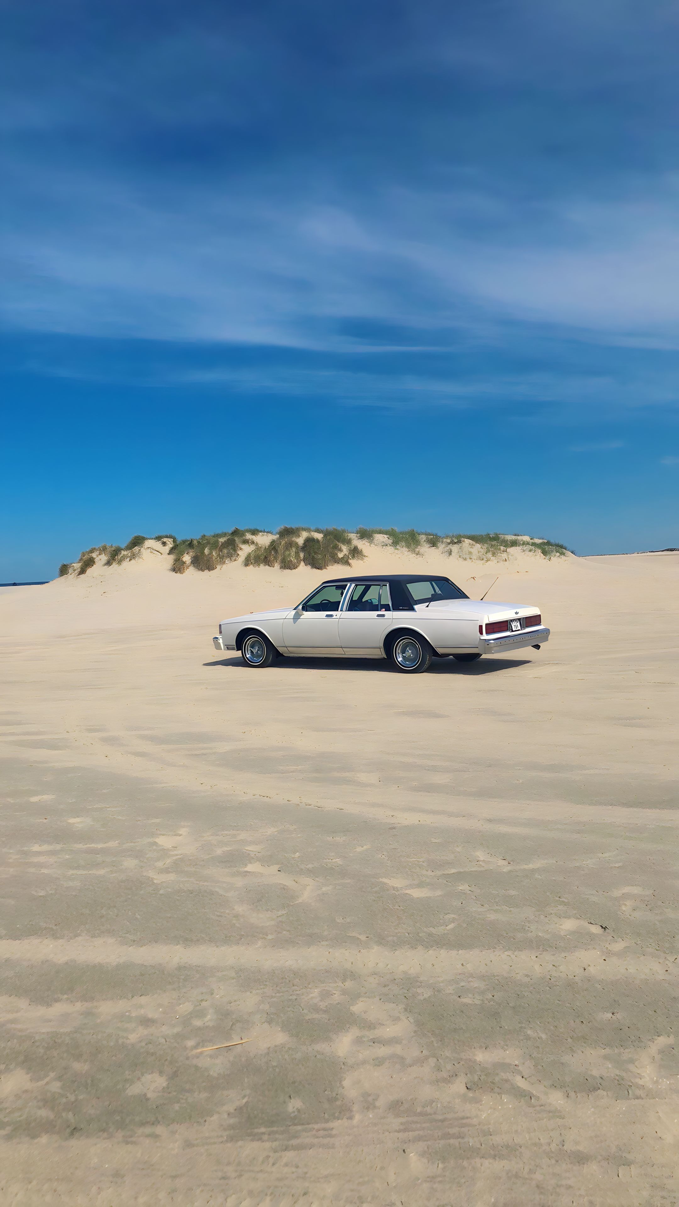 Classic Car in Desert · Free Stock Photo