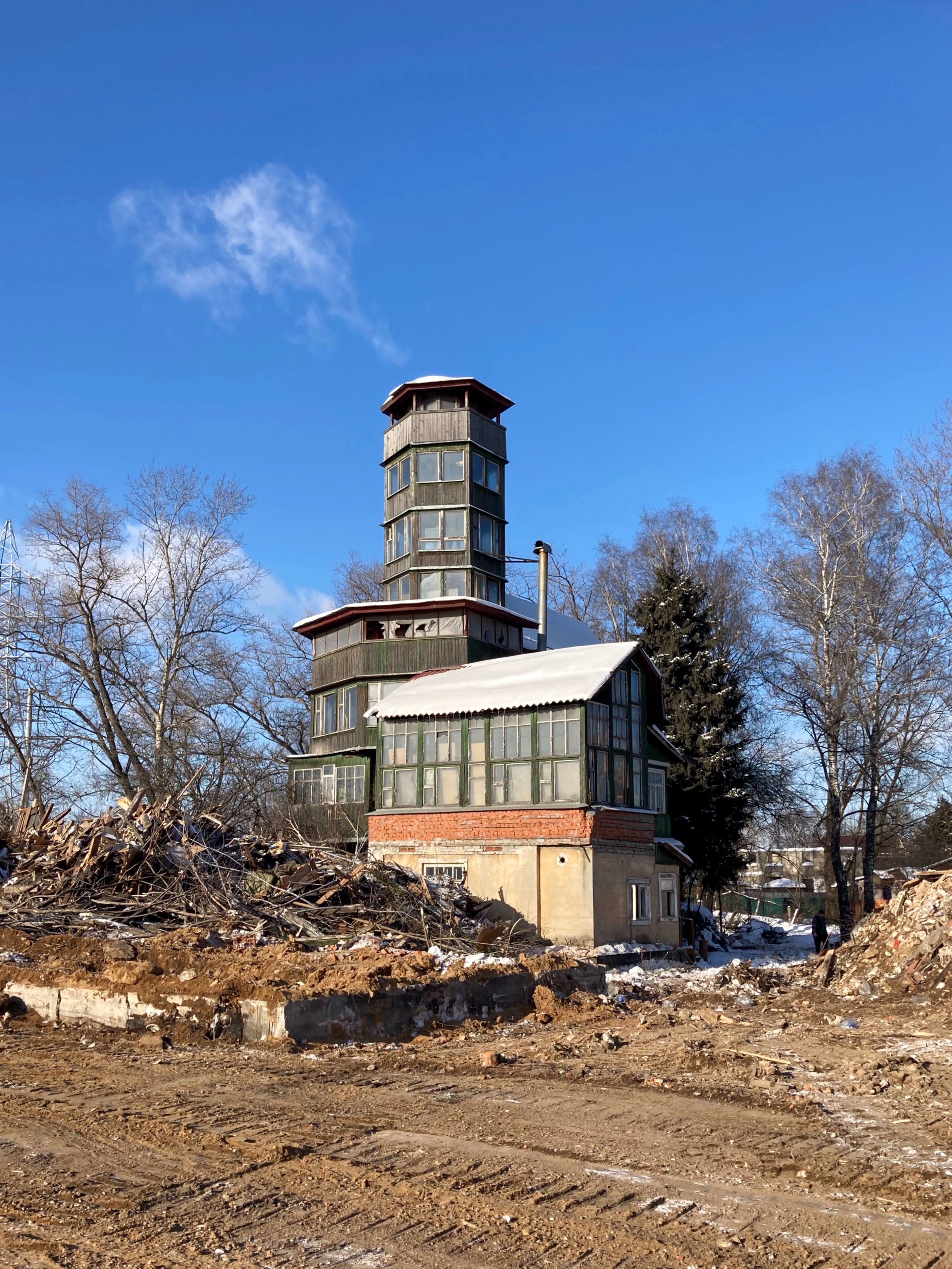 Ruined Residential Building · Free Stock Photo