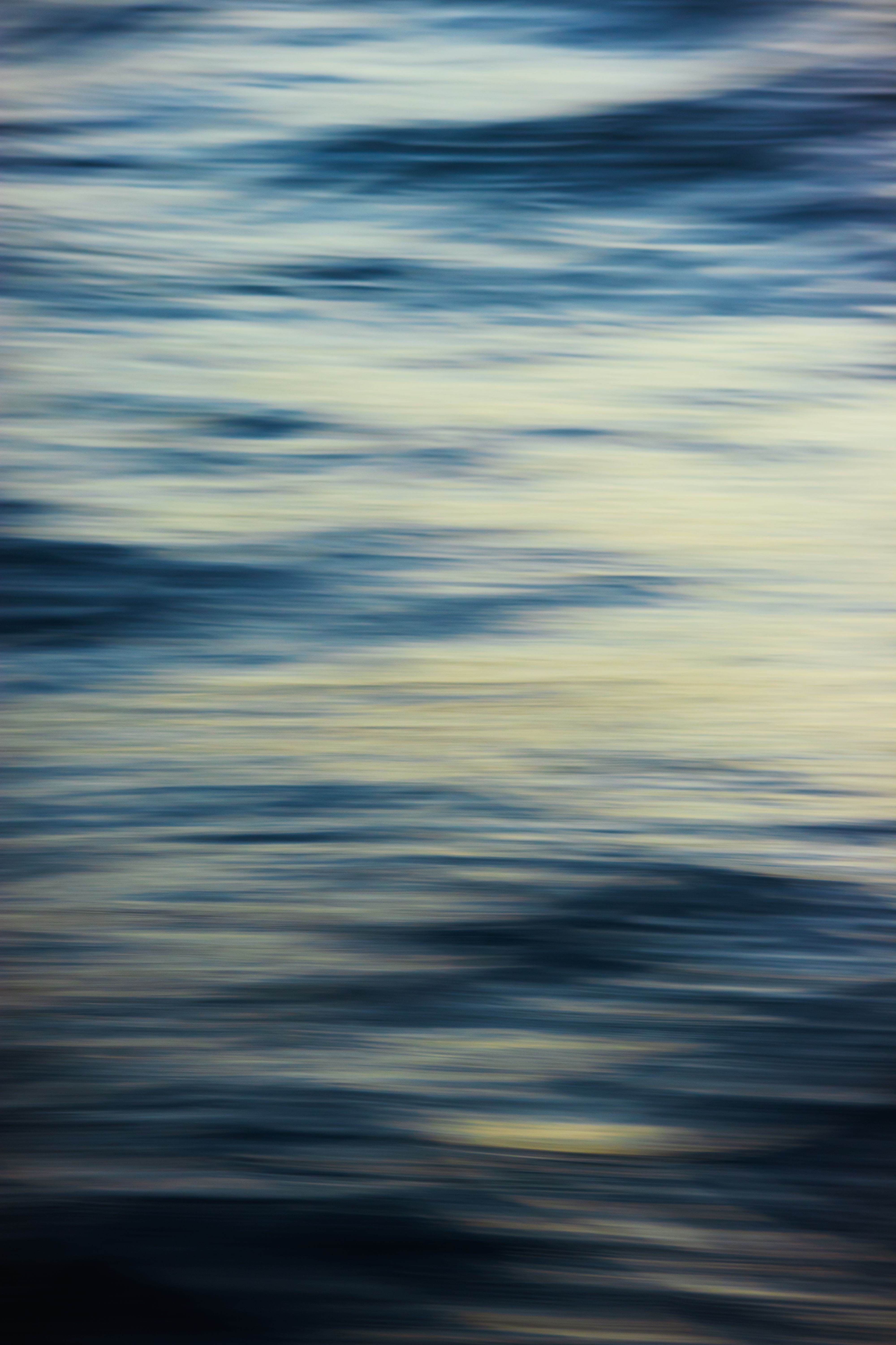 Shiny Water on Shore · Free Stock Photo