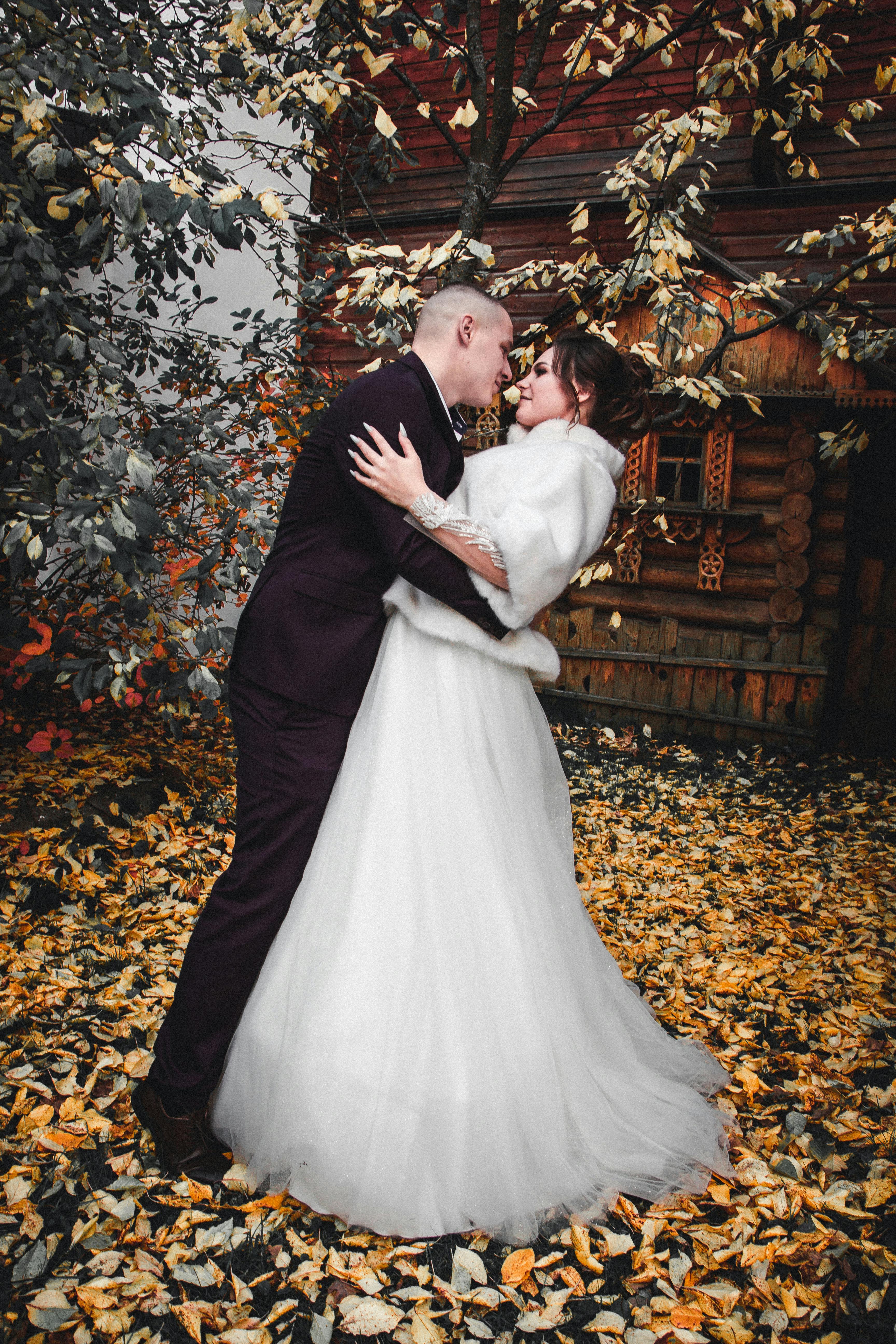 Bride Dancing with Groom · Free Stock Photo