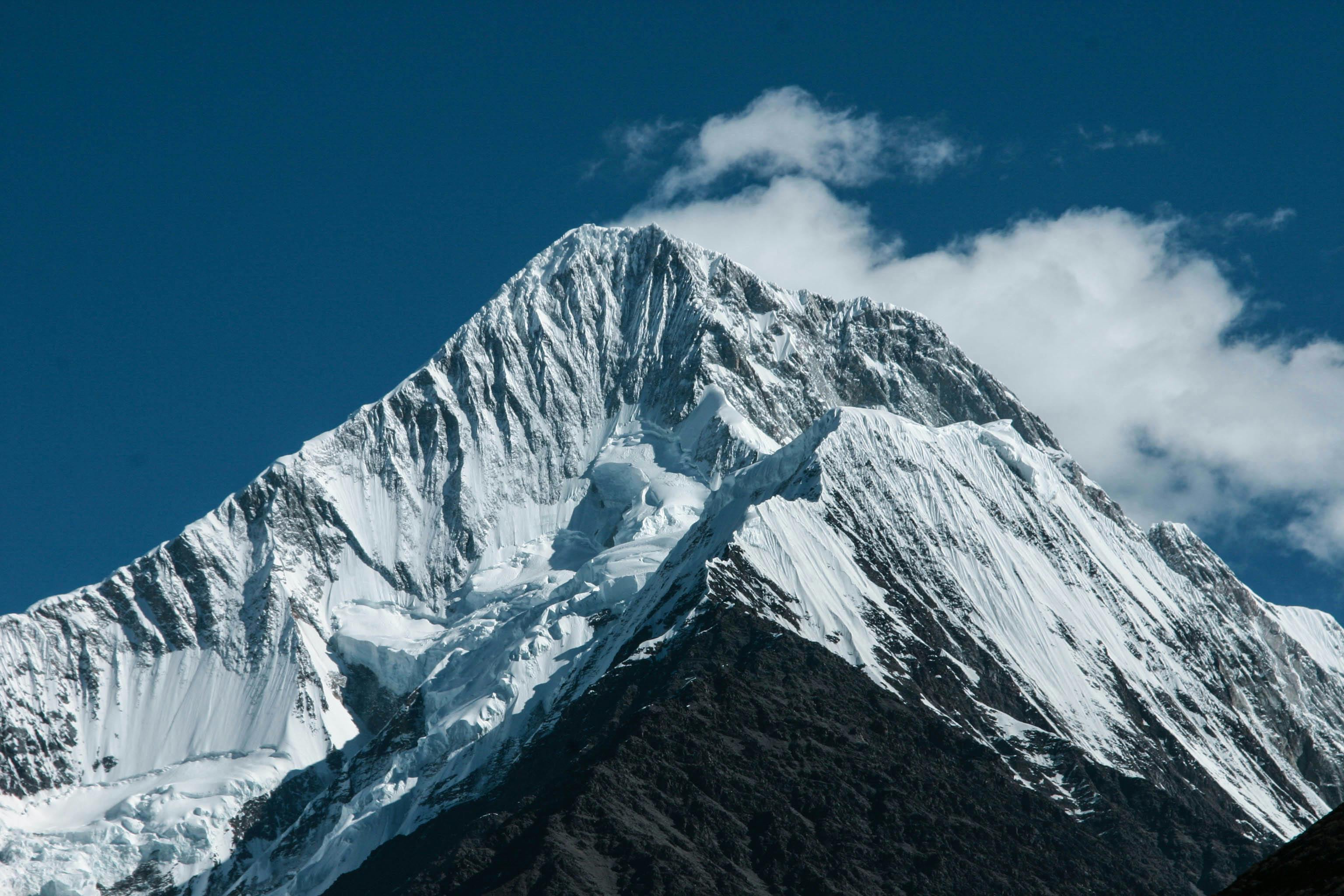 Steep Mountains under Stars · Free Stock Photo