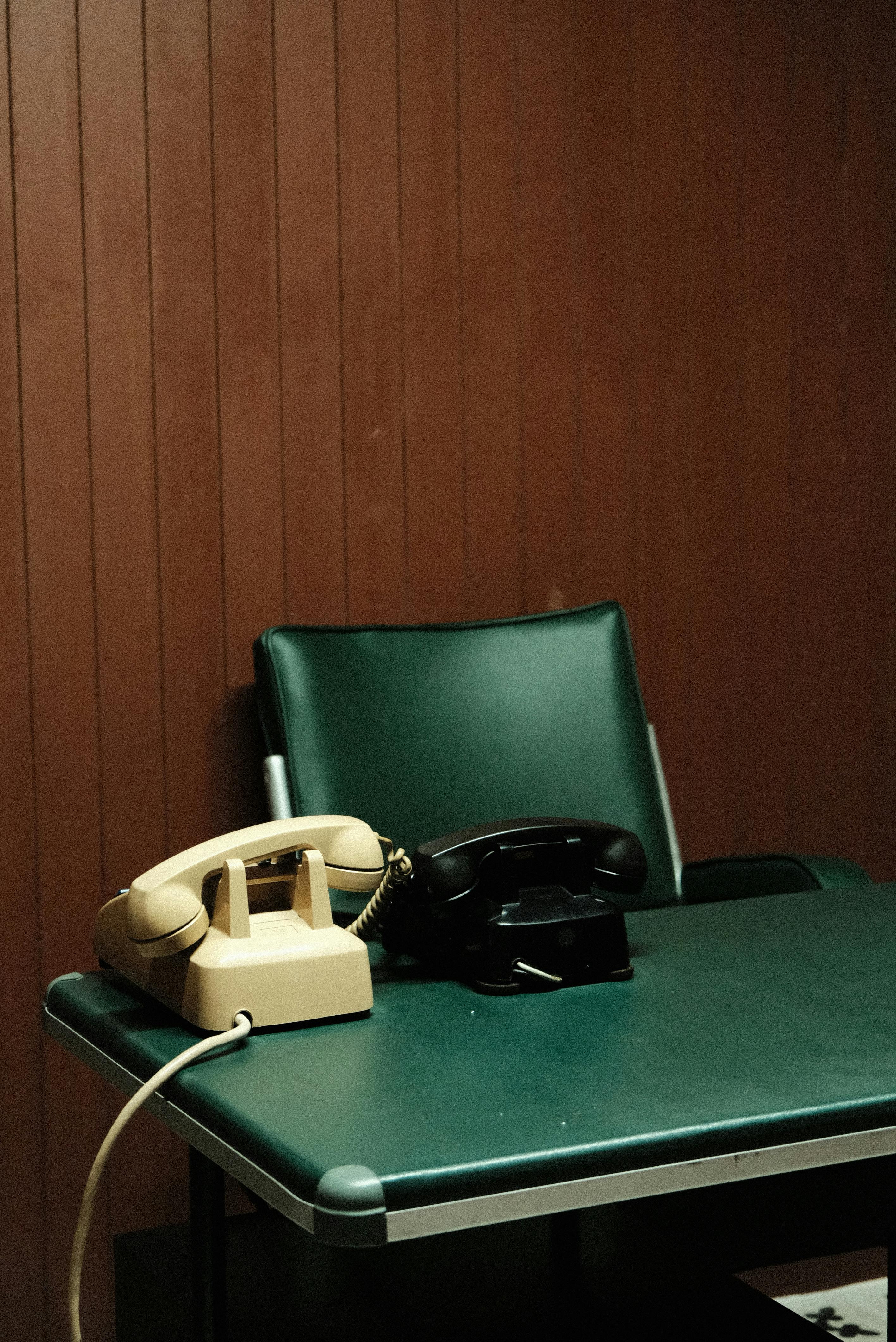 Elegant Old-fashioned Office · Free Stock Photo