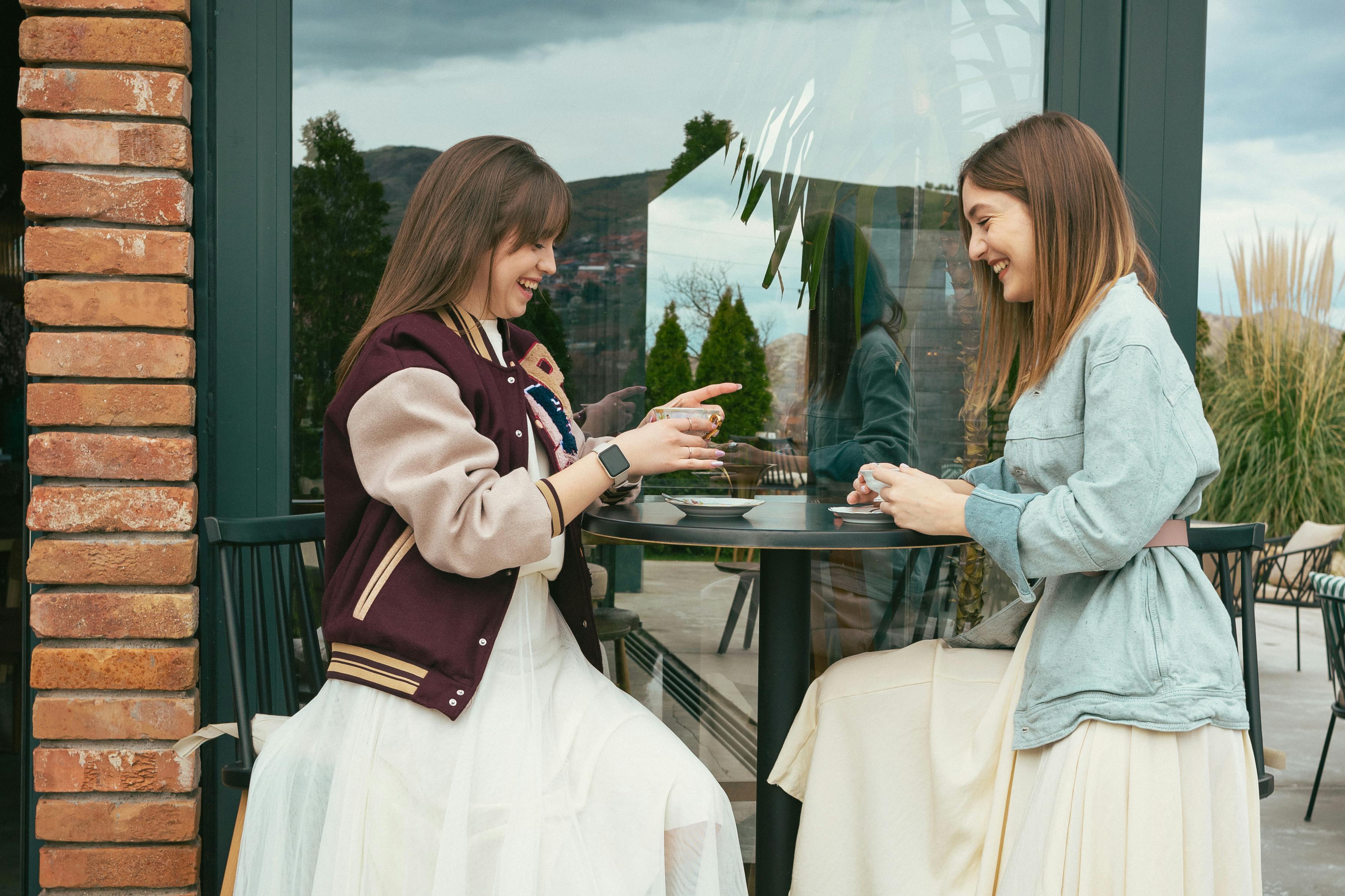 Friends Together Photos, Download The BEST Free Friends Together Stock ...