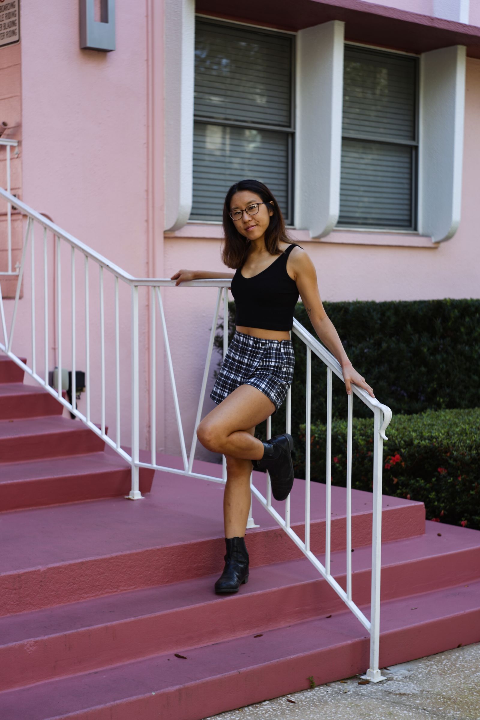 Teenage Girls Mini Skirts Photos, Download The BEST Free Teenage Girls ...