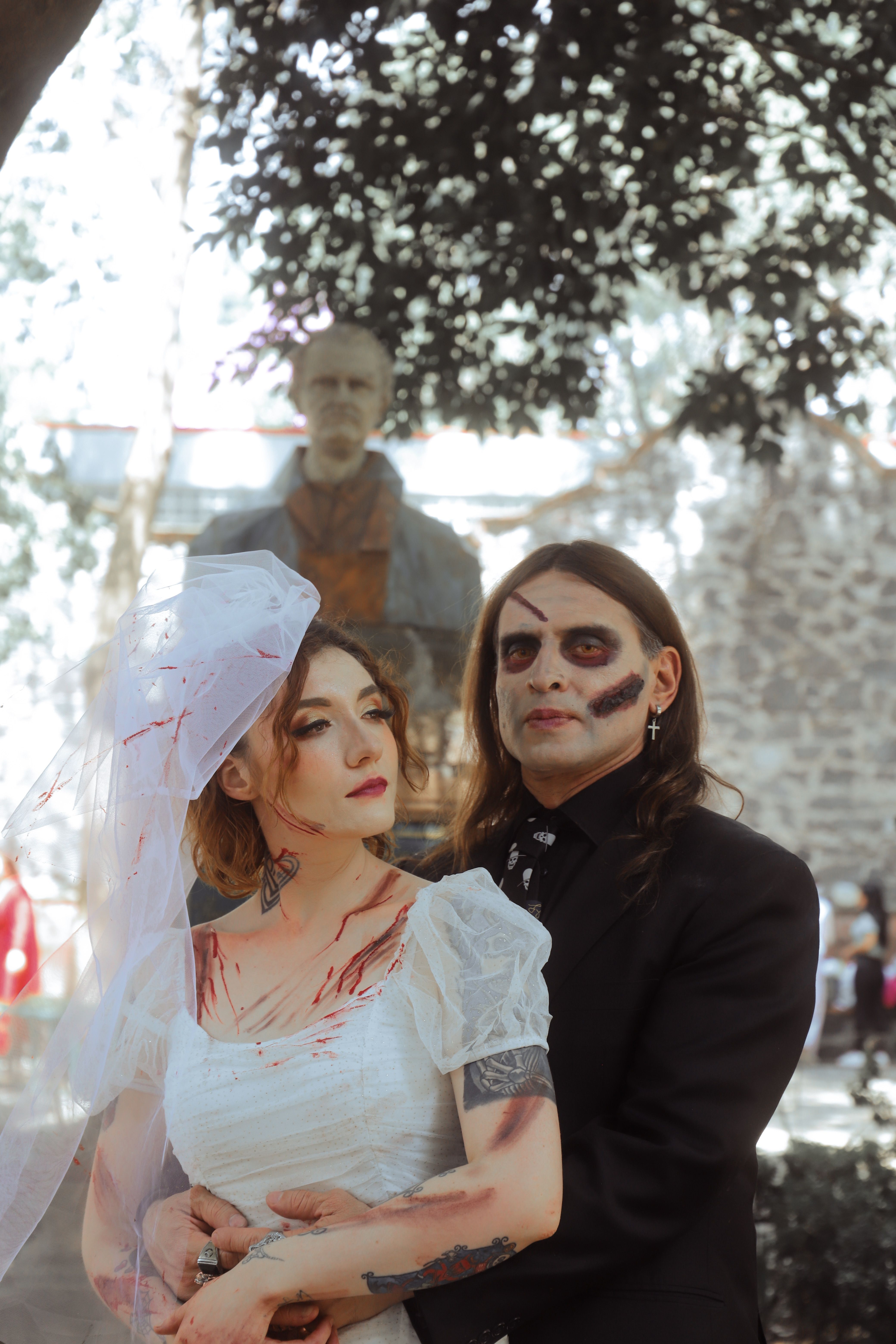 A Couple Dressed as a Bride and a Groom · Free Stock Photo