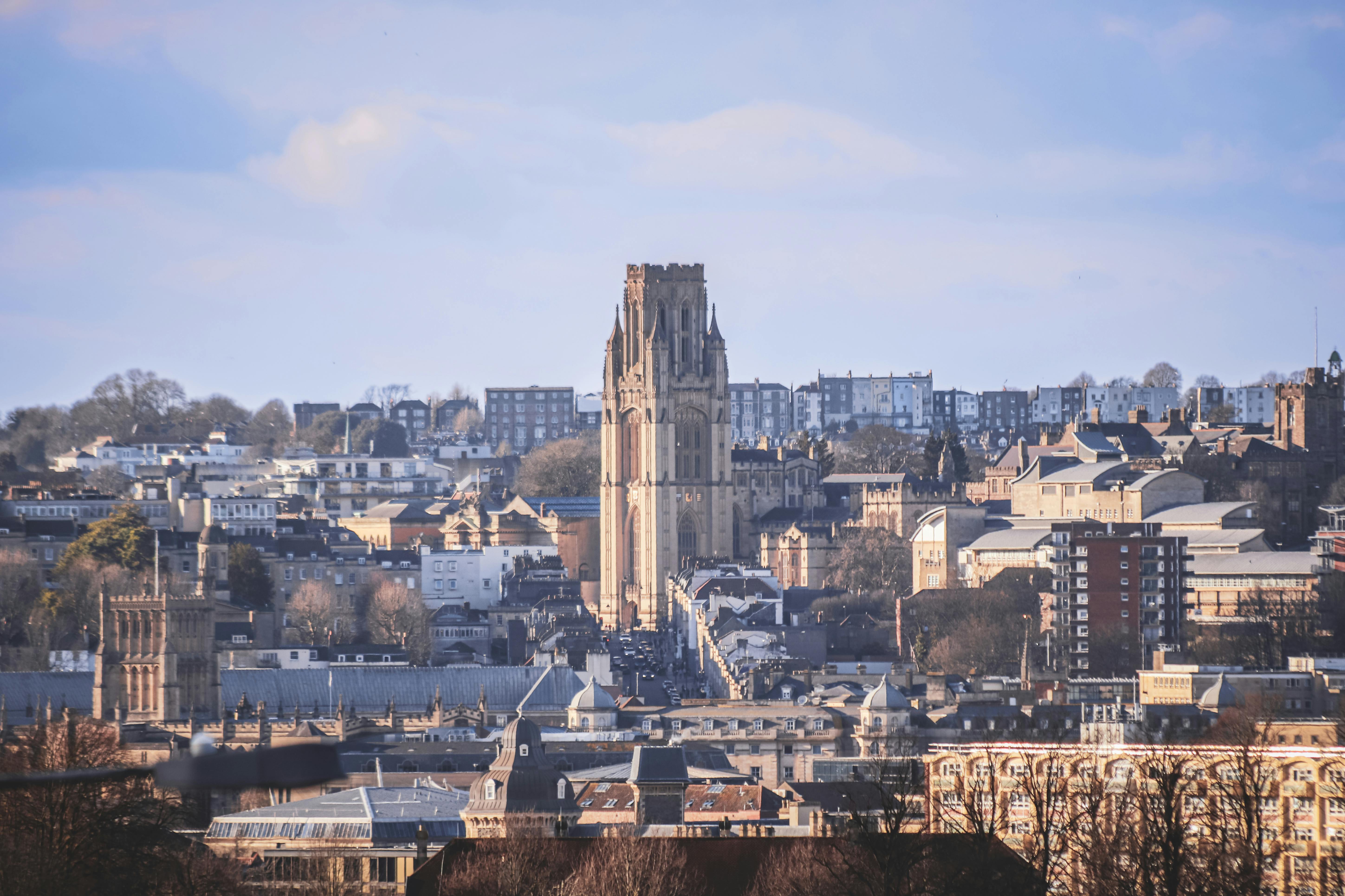 Bristol Cityscape with Wills Memorial Building · Free Stock Photo