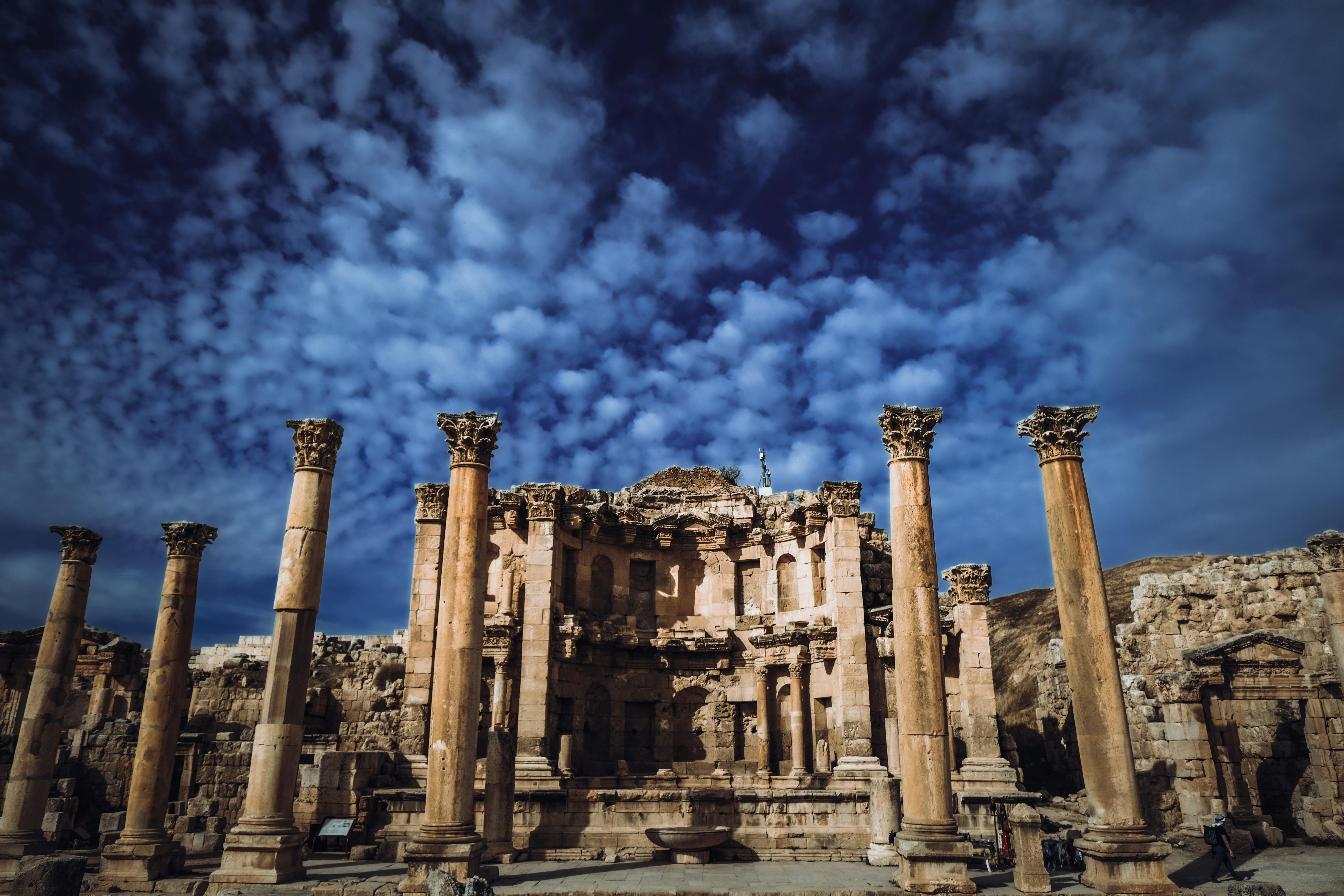 Ruins of Ancient Temple in Jordan · Free Stock Photo