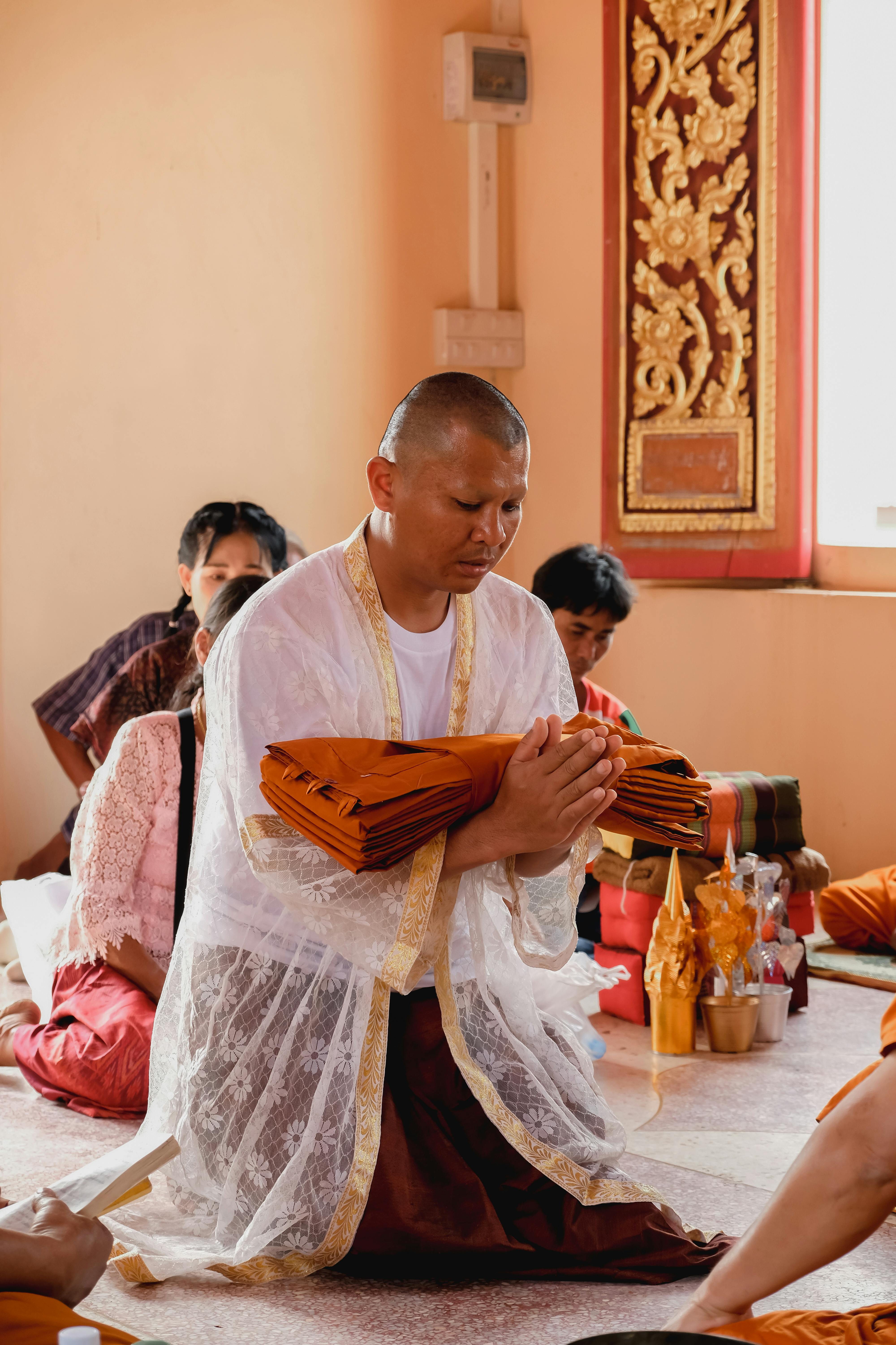Monk Pray Photos, Download The BEST Free Monk Pray Stock Photos & HD Images