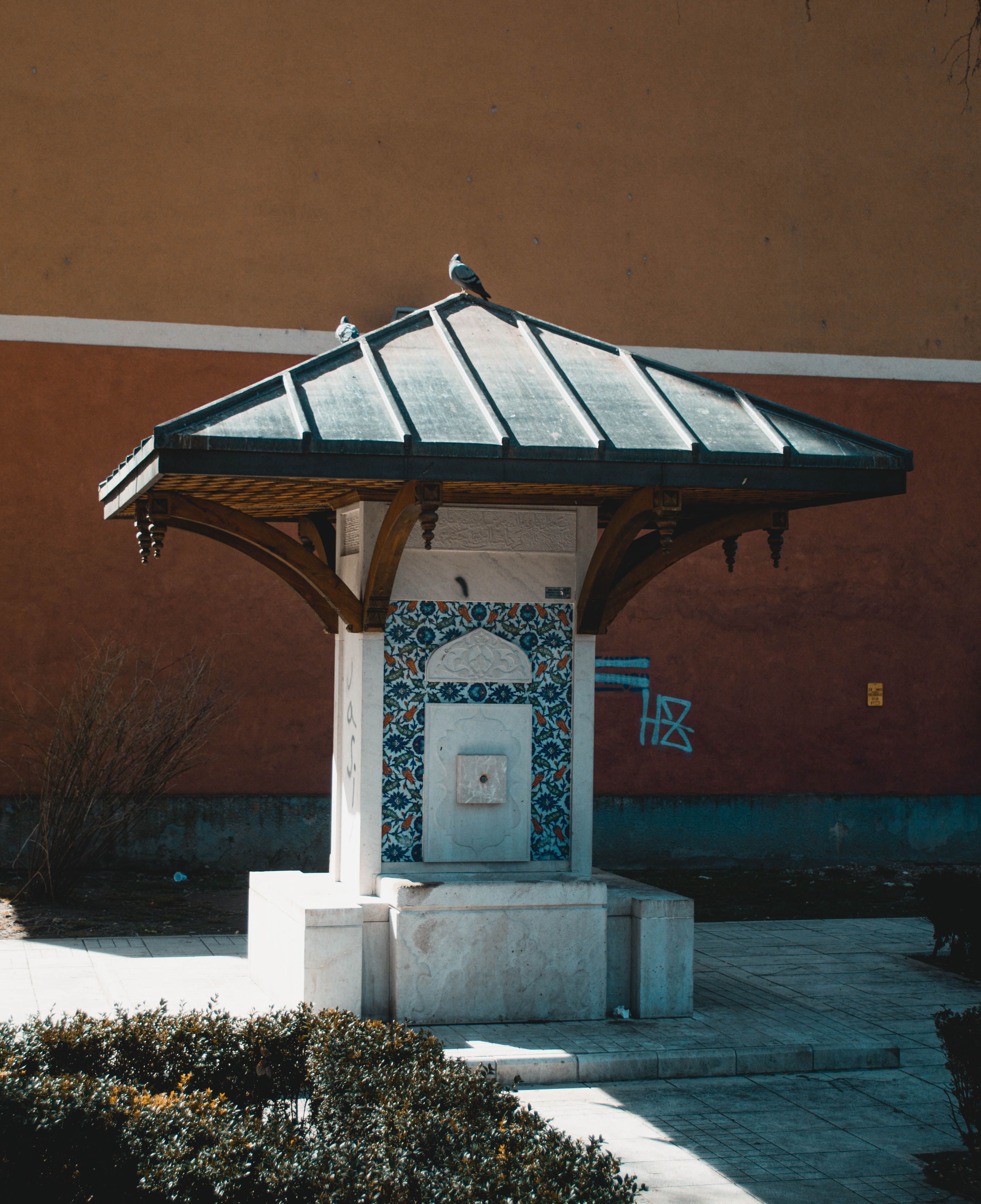 Water Faucet for Ritual Ablution · Free Stock Photo