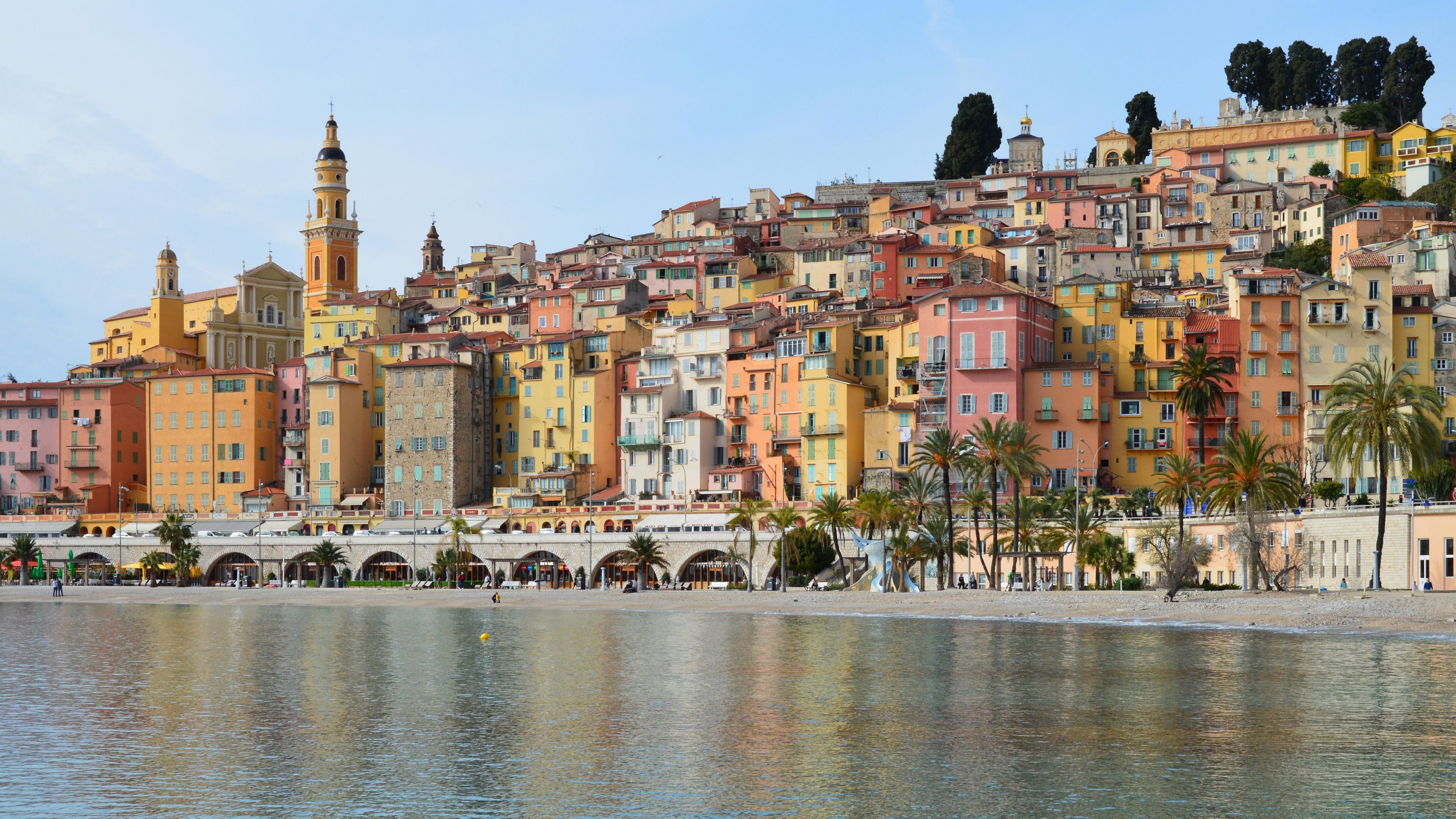 Town on Sea Shore · Free Stock Photo