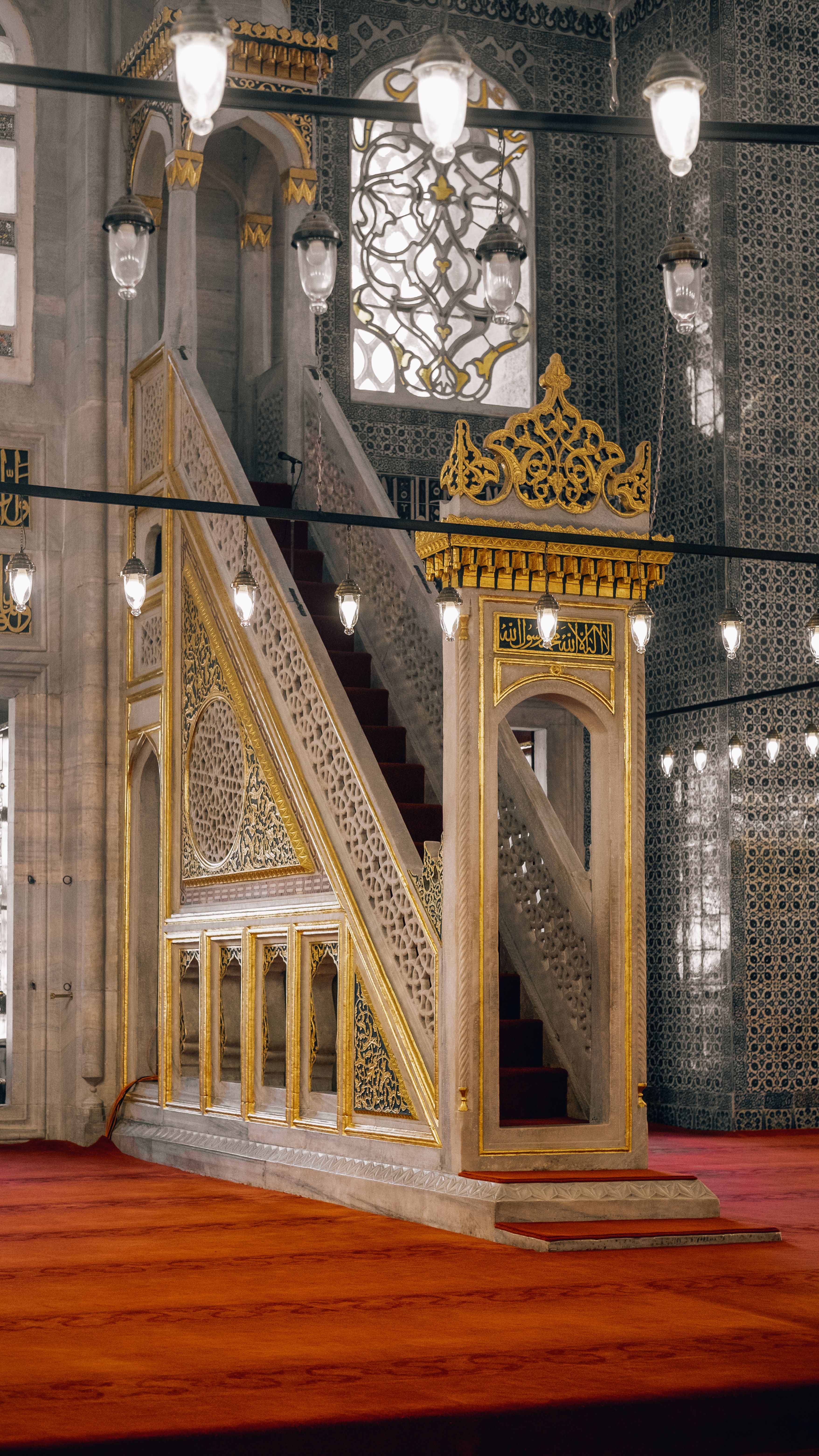 Golden and Ornamented Interior of Mosque · Free Stock Photo