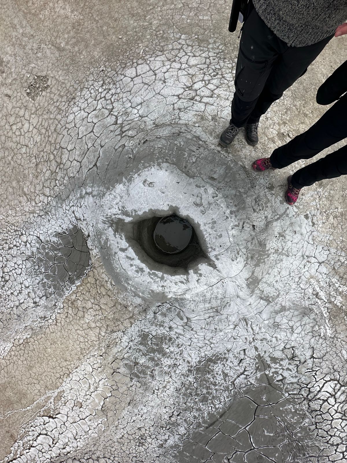 Hole In Ground Cartoon Photos, Download The BEST Free Hole In Ground ...