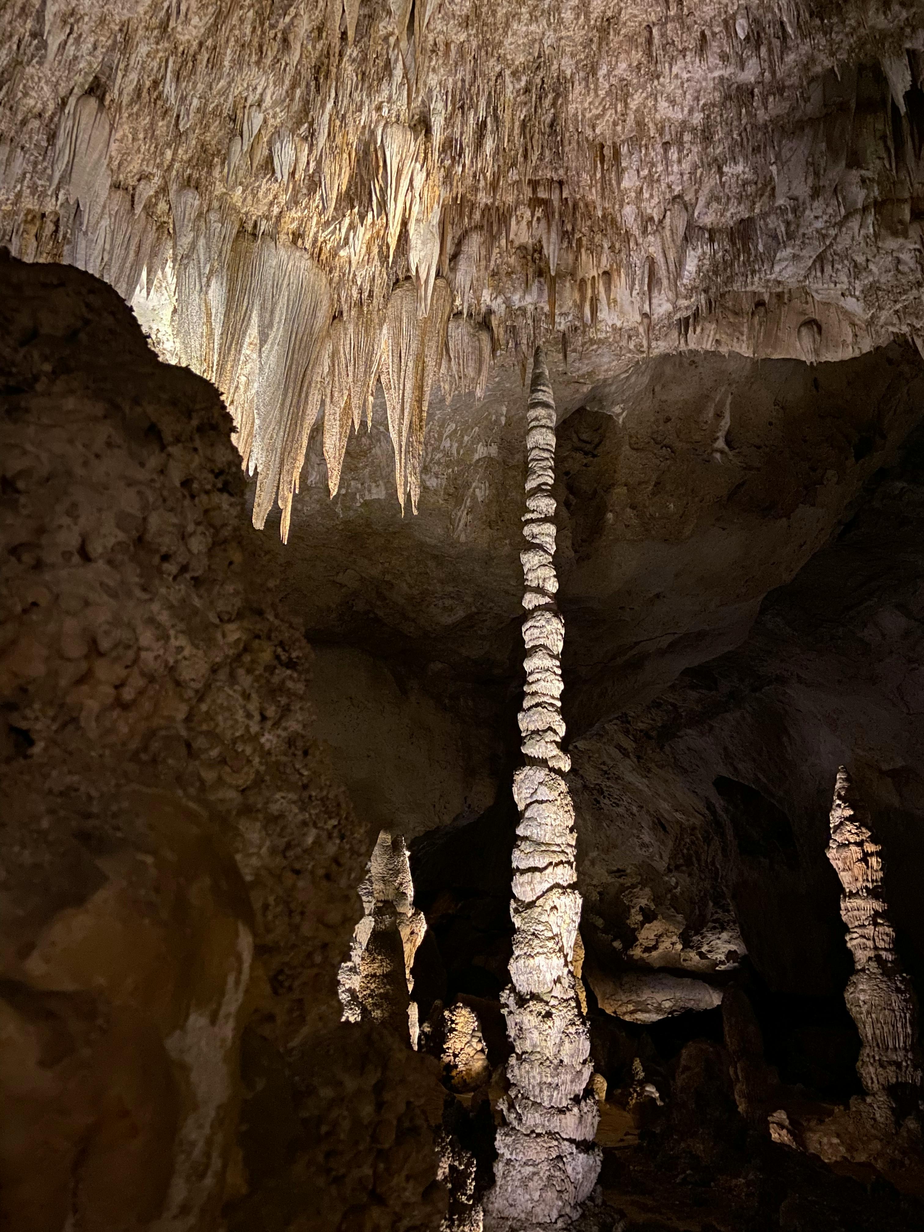 Stalactites in Cave · Free Stock Photo