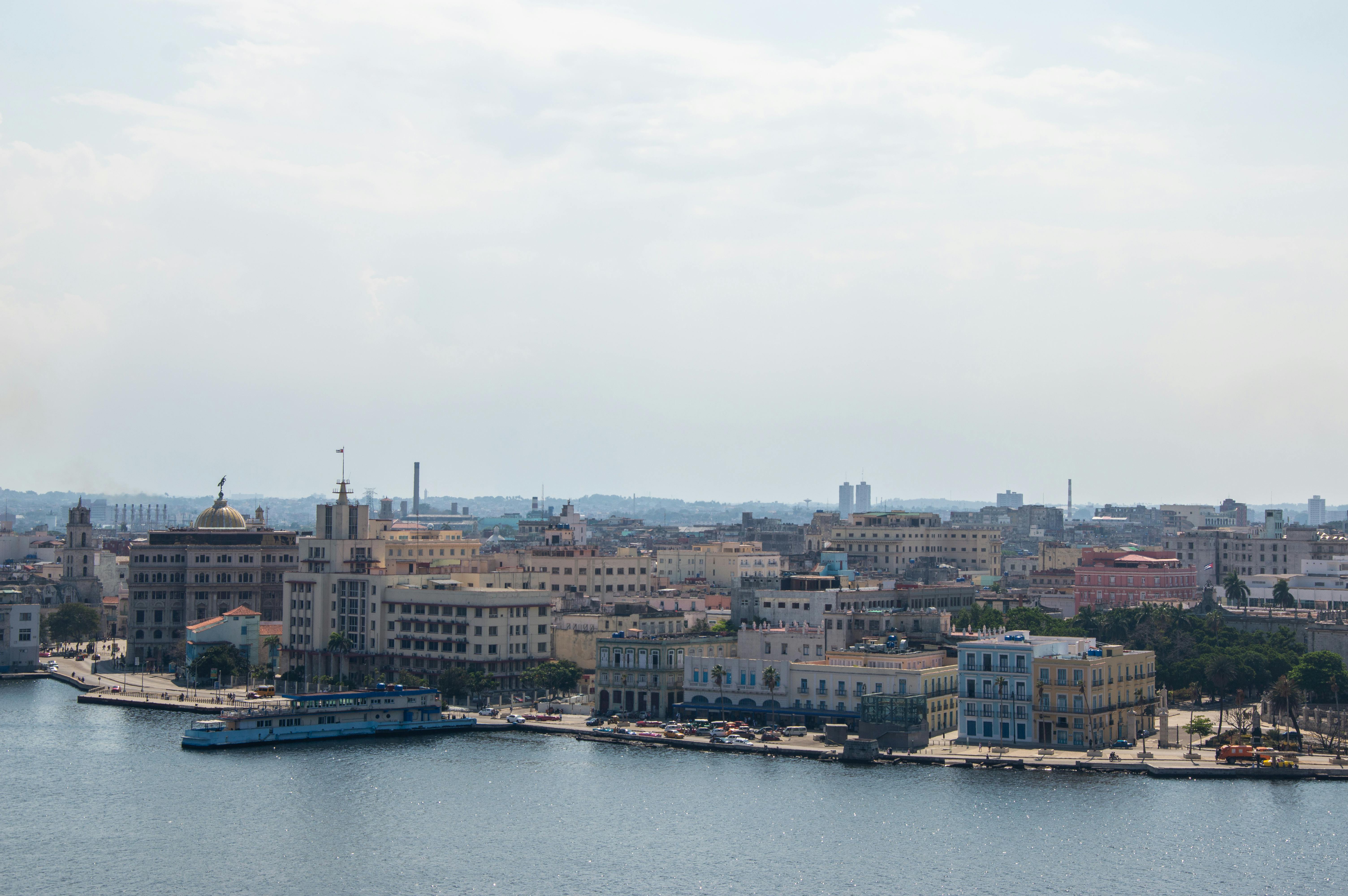 River and City · Free Stock Photo