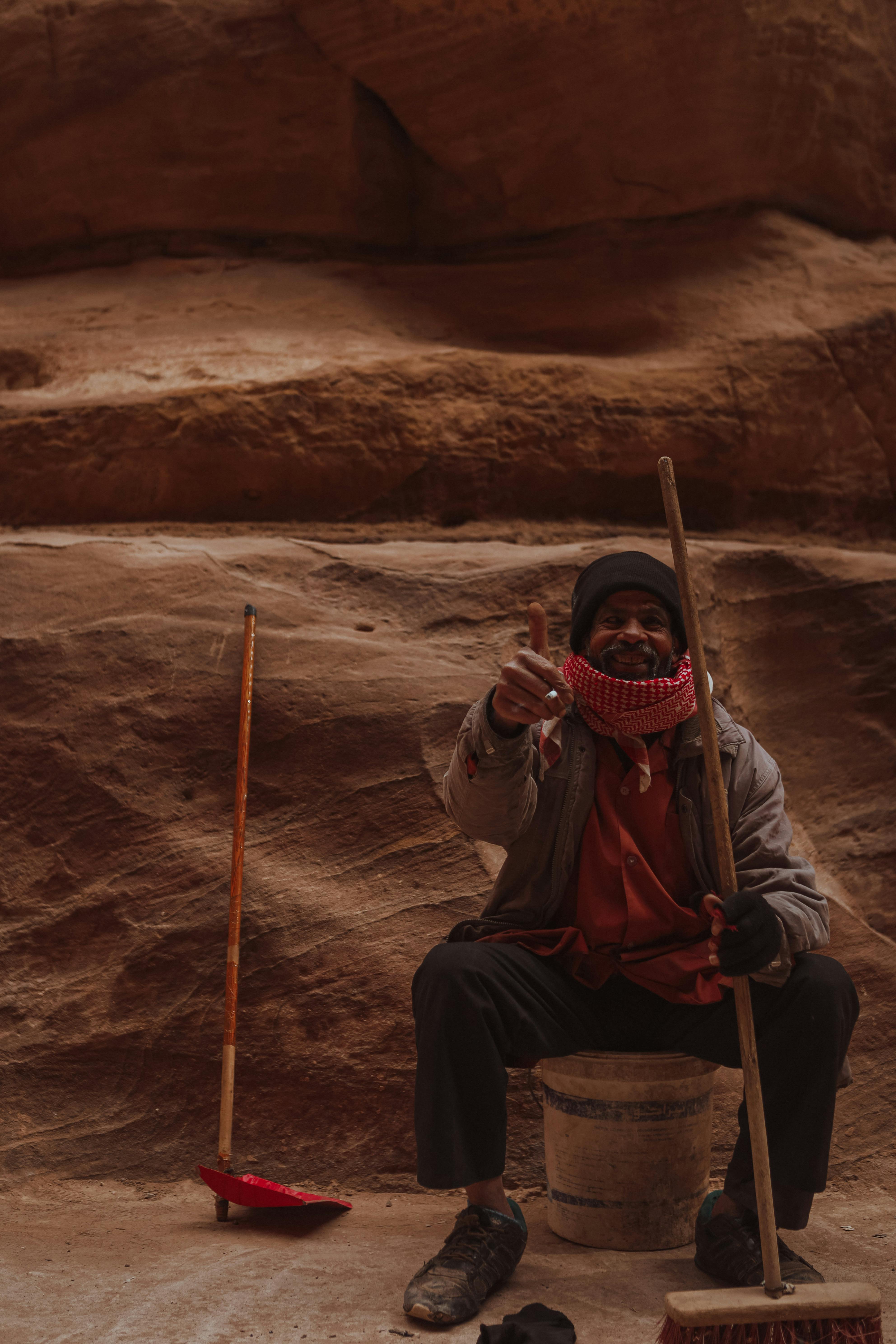 Sitting On Bucket Photos, Download The BEST Free Sitting On Bucket ...