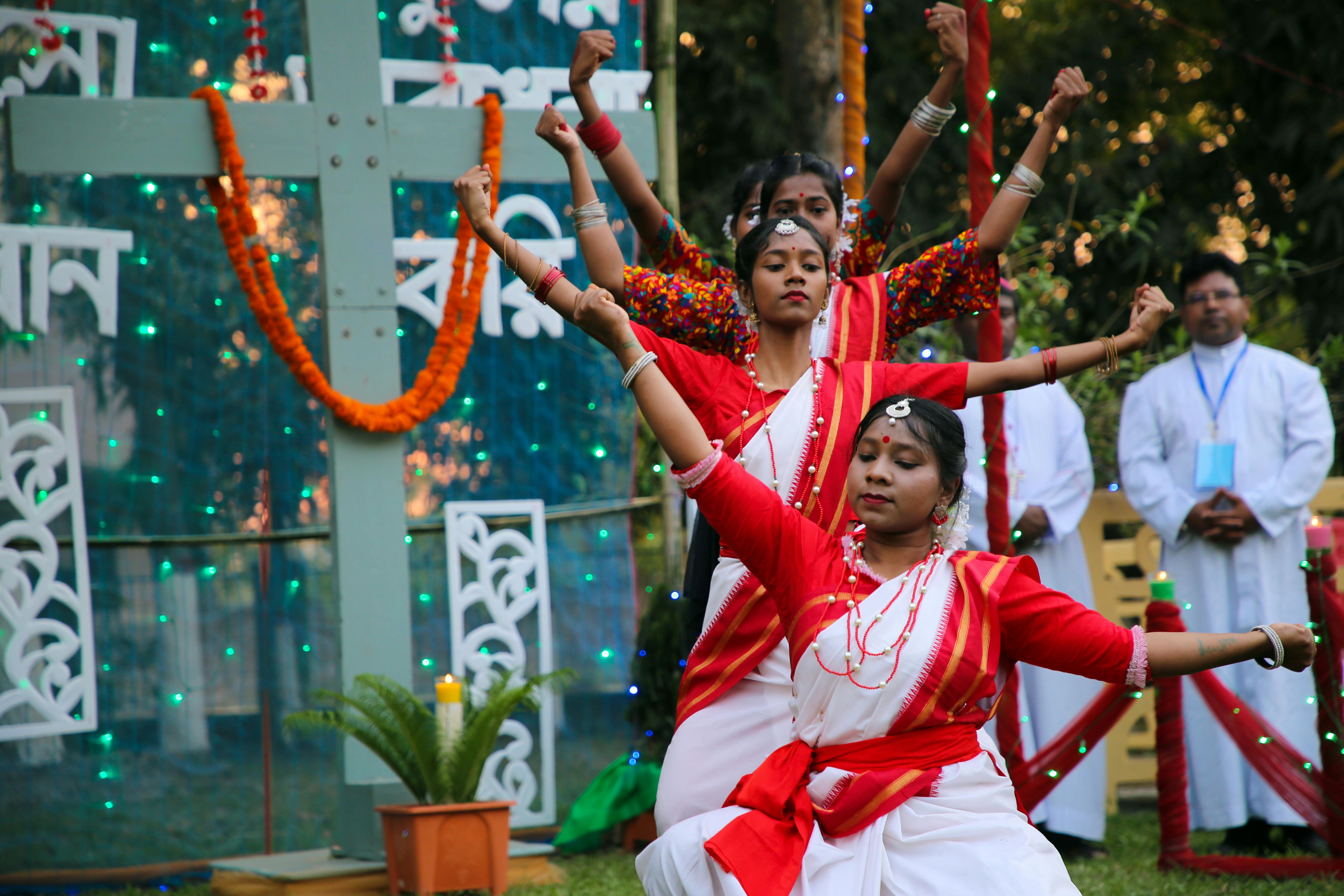 Girls in Traditional Costumes Dancing at Festival · Free Stock Photo