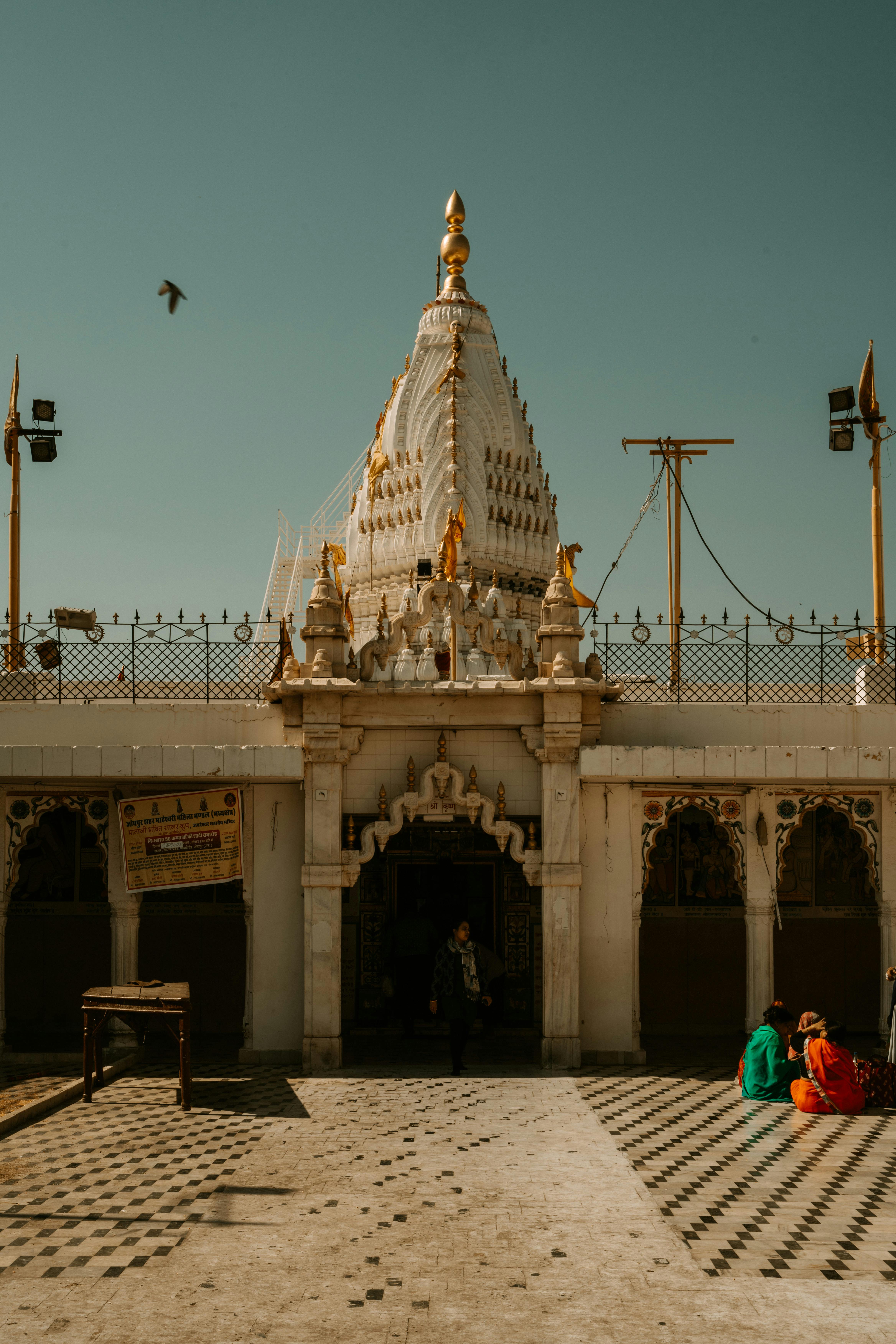 Clear Sky over Eastern Temple · Free Stock Photo