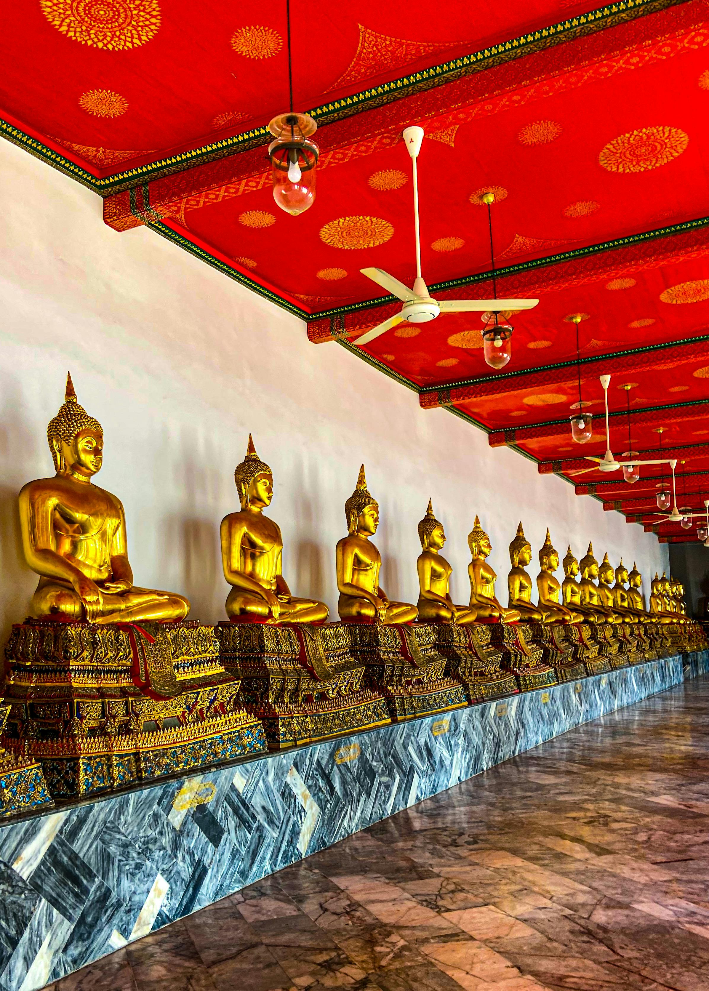 Golden Ceiling Photos, Download The BEST Free Golden Ceiling Stock ...