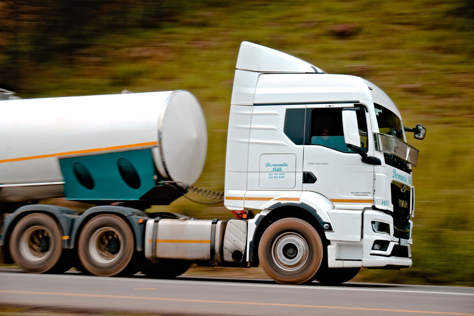 Tanker Truck Photos, Download The BEST Free Tanker Truck Stock Photos ...