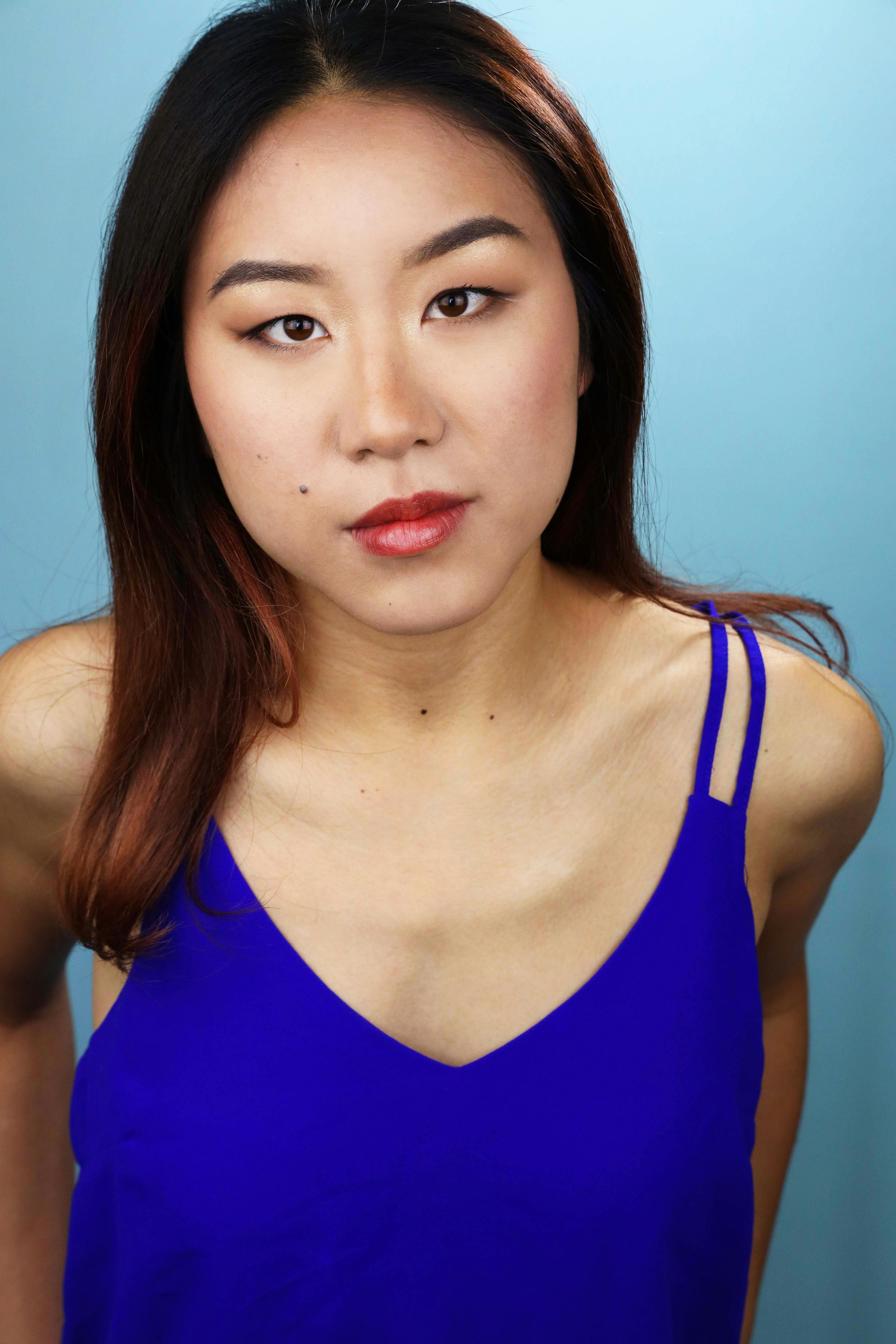 Women Portrait Simple Photos, Download The BEST Free Women Portrait ...