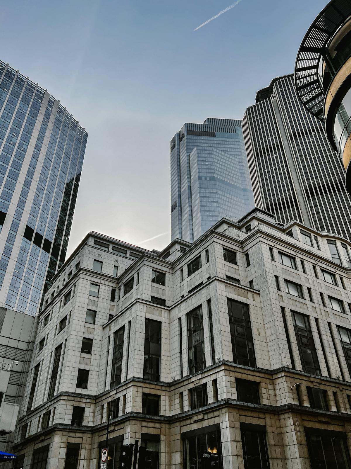 Office Building London Photos, Download The BEST Free Office Building ...