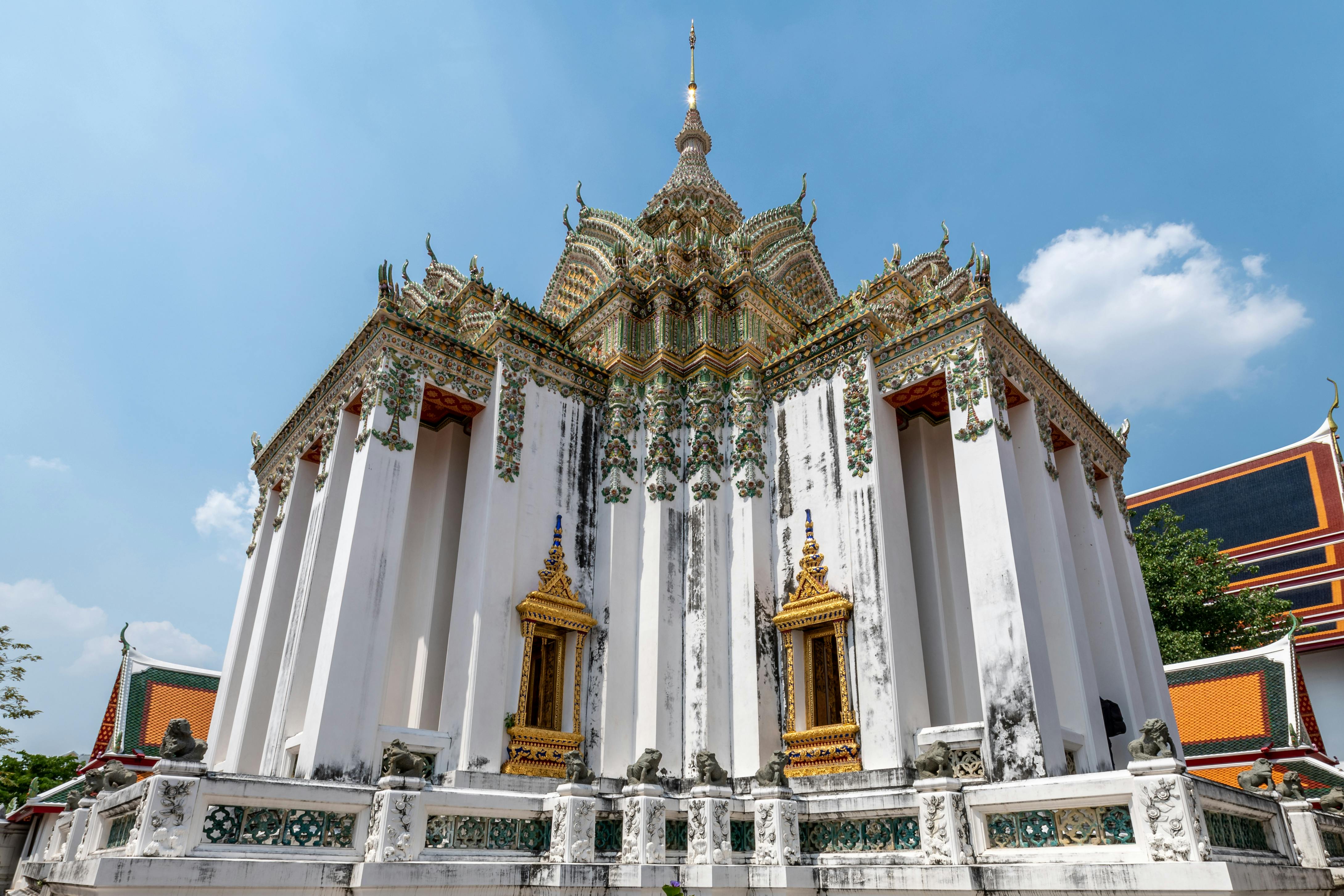 The Wat Patum Wongsa Som Rong Temple in Vietnam · Free Stock Photo