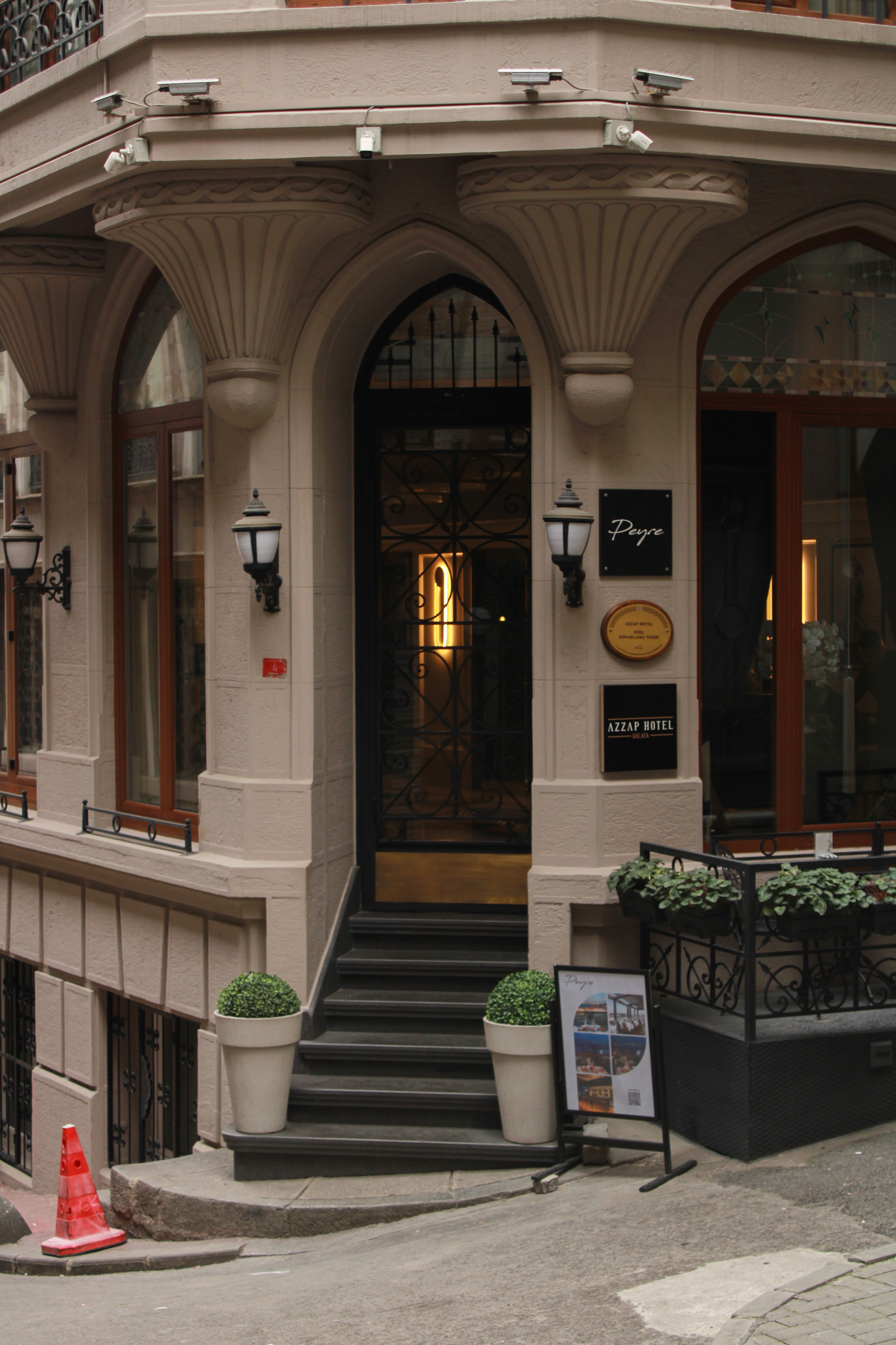 Entrance to Cafe on Street Corner · Free Stock Photo