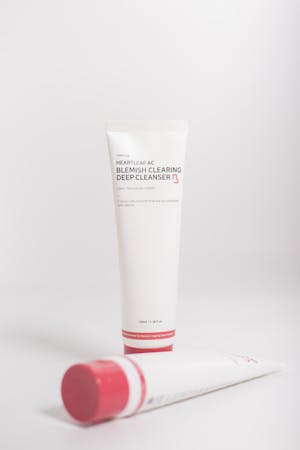 Face Wash Photos, Download The BEST Free Face Wash Stock Photos & HD Images