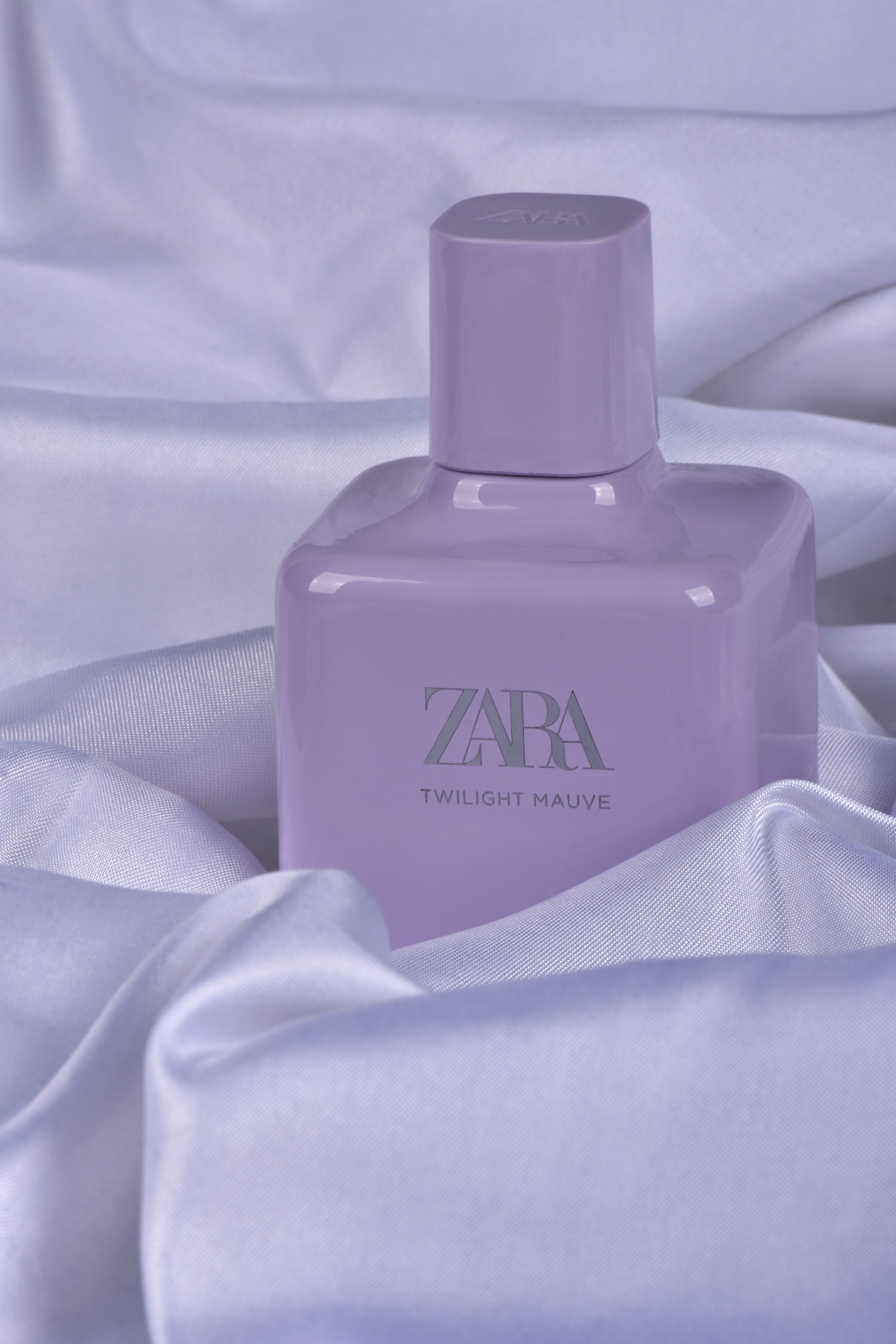 Zara Brand Photos, Download The BEST Free Zara Brand Stock Photos & HD ...