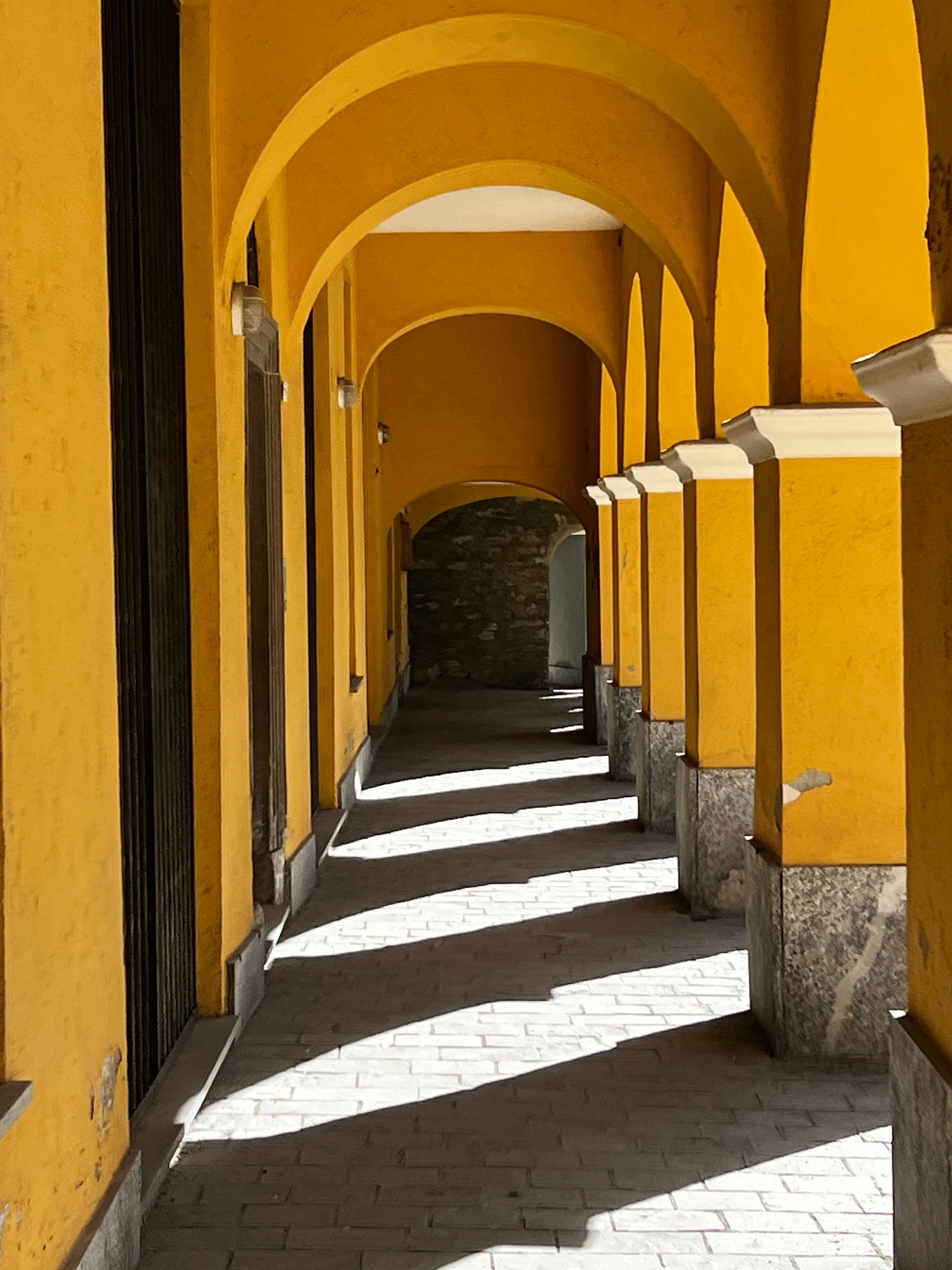 View of a Passage · Free Stock Photo