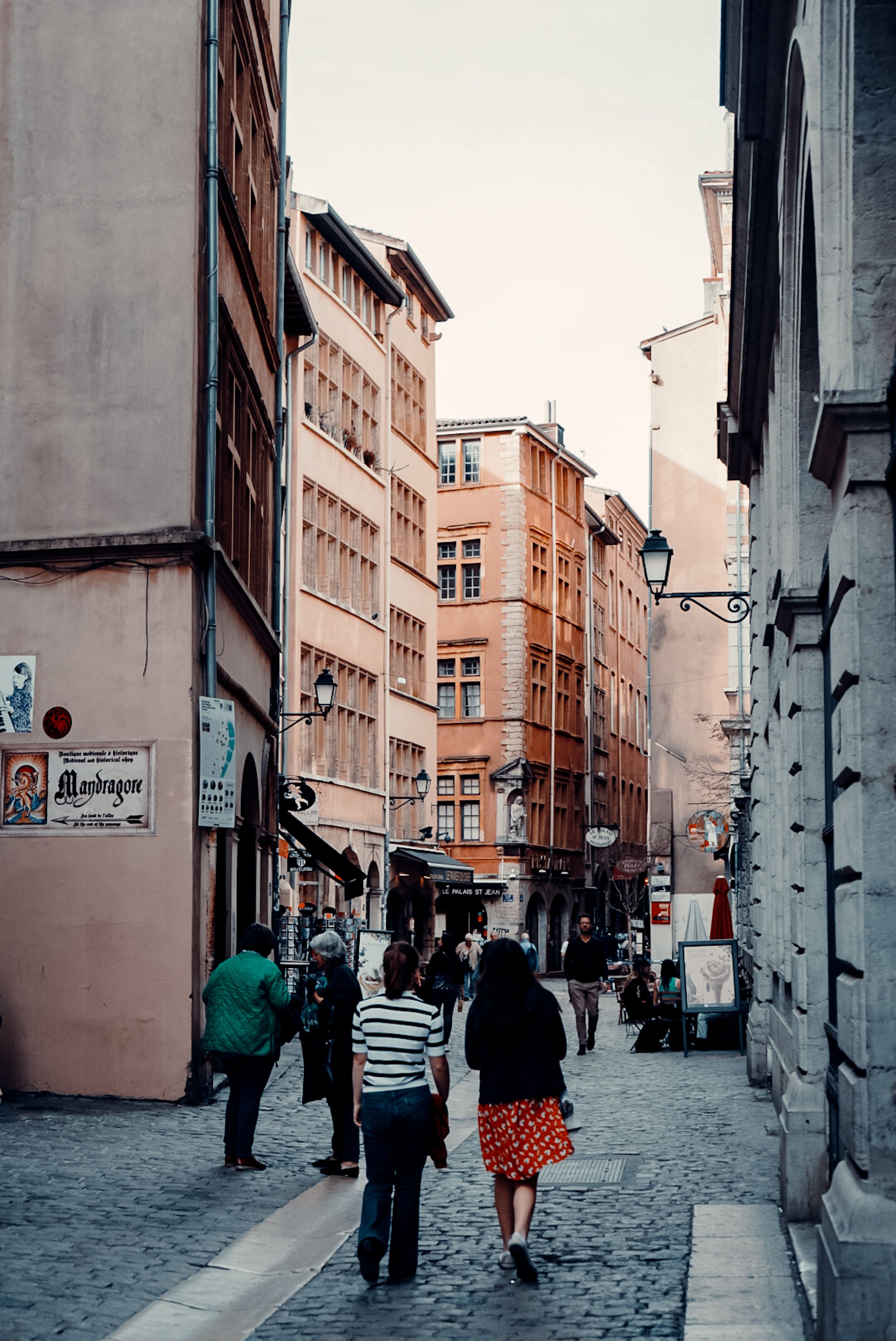 People on Street in Town · Free Stock Photo