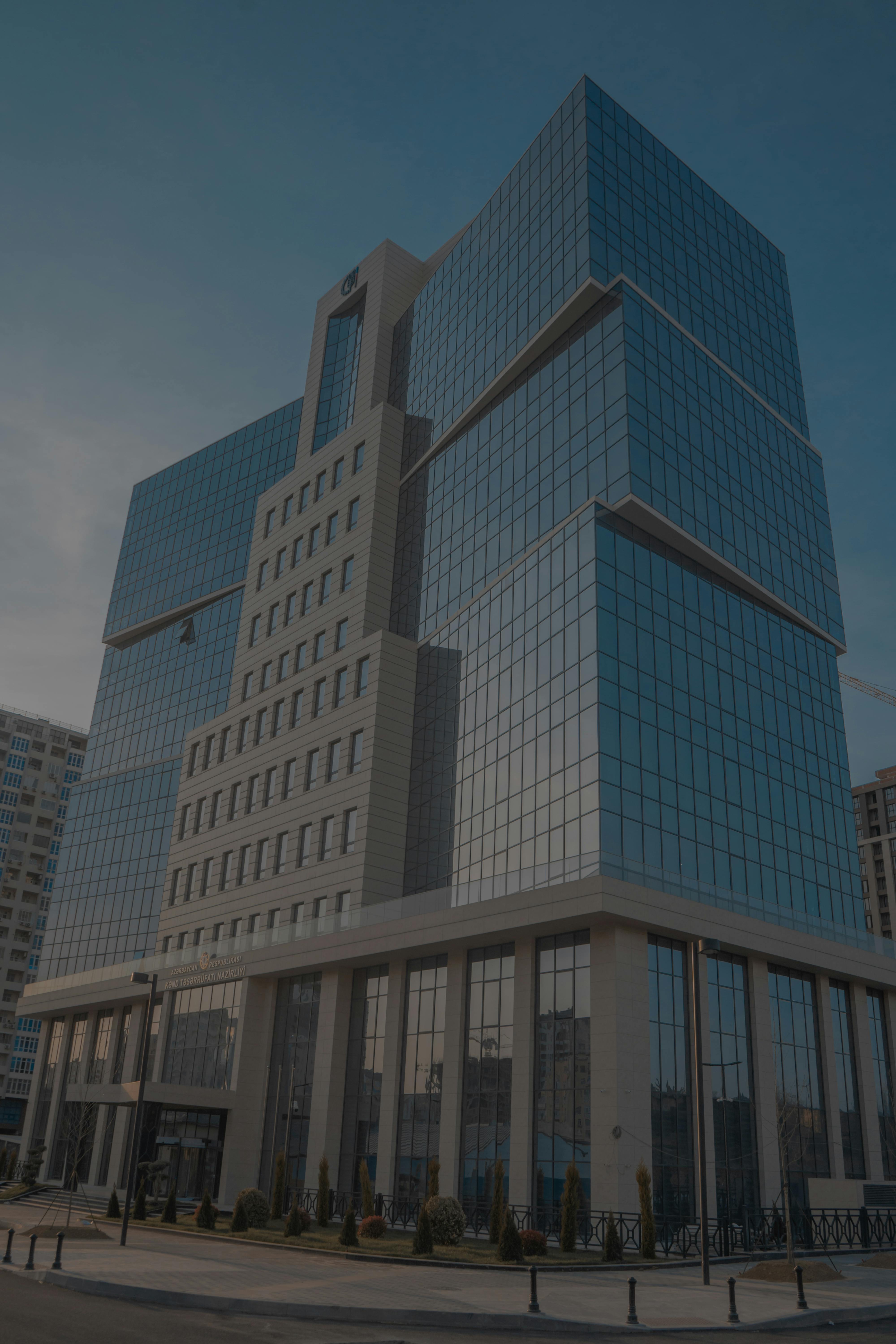 Comercial Building Facade Photos, Download The BEST Free Comercial ...