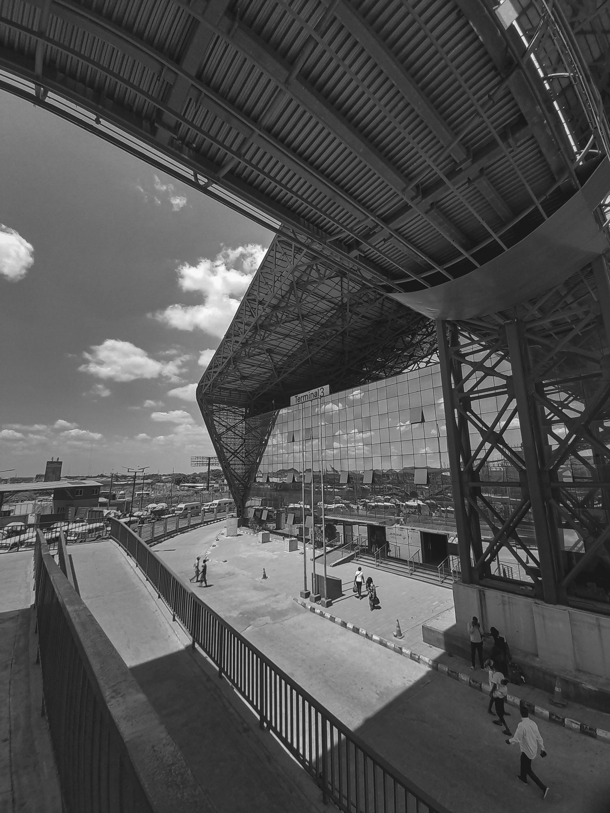 Street under Viaduct Pillars · Free Stock Photo