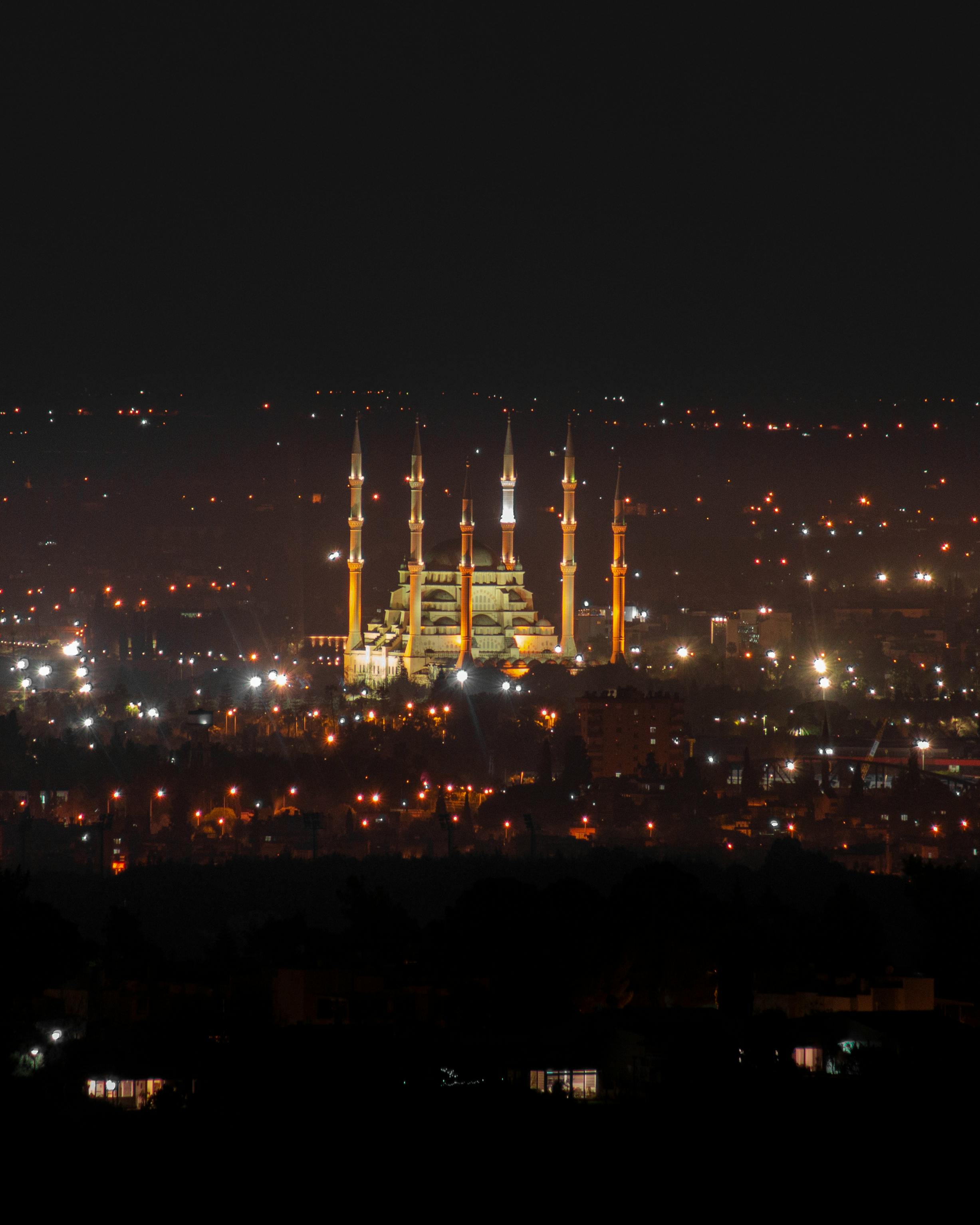 Tarim Sabanci Montani Photos, Download The BEST Free Tarim Sabanci ...